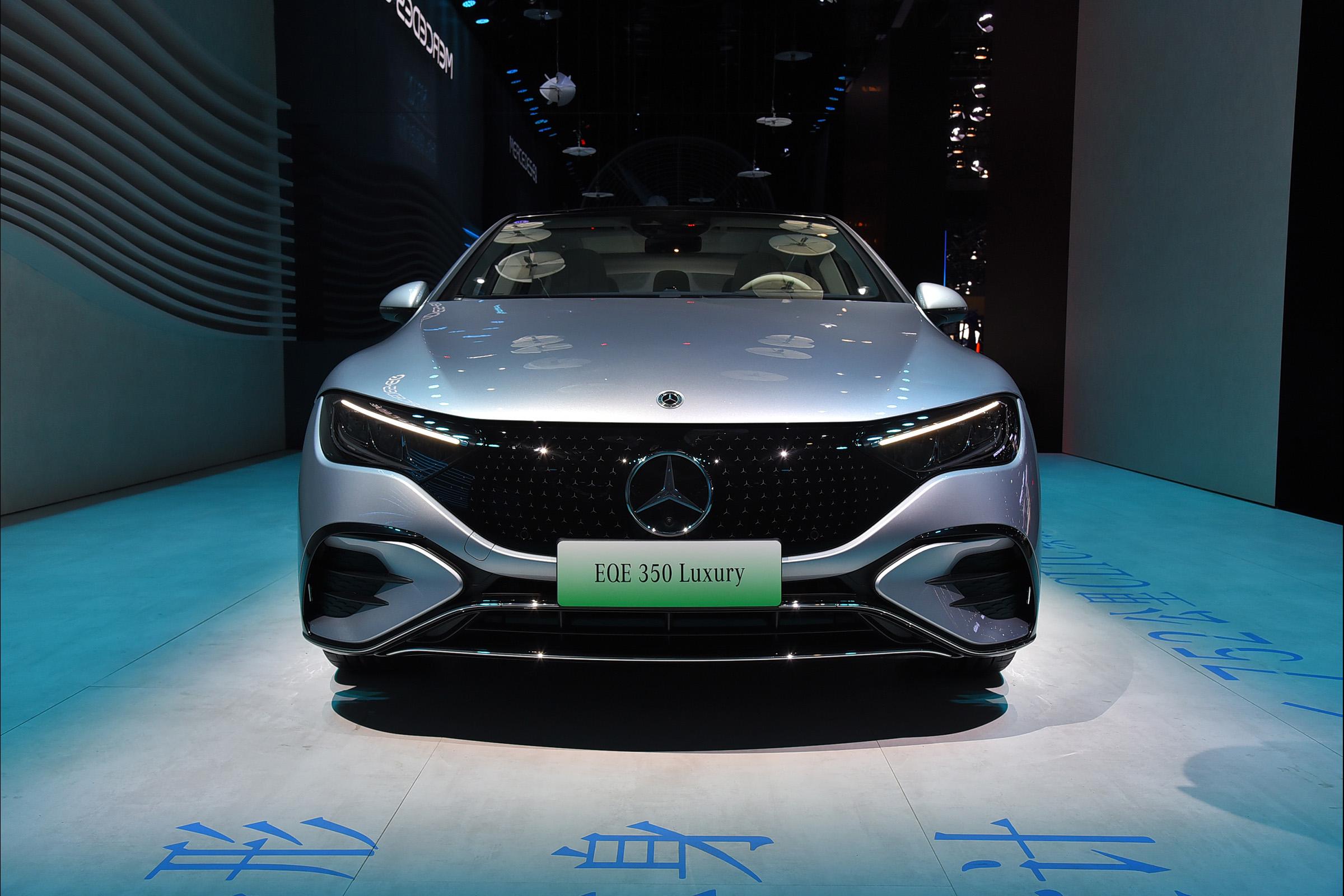 奔驰EQE 2022款 EQE 350 豪华版图片_奔驰_21/290张图片_汽车车展图库_懂车帝