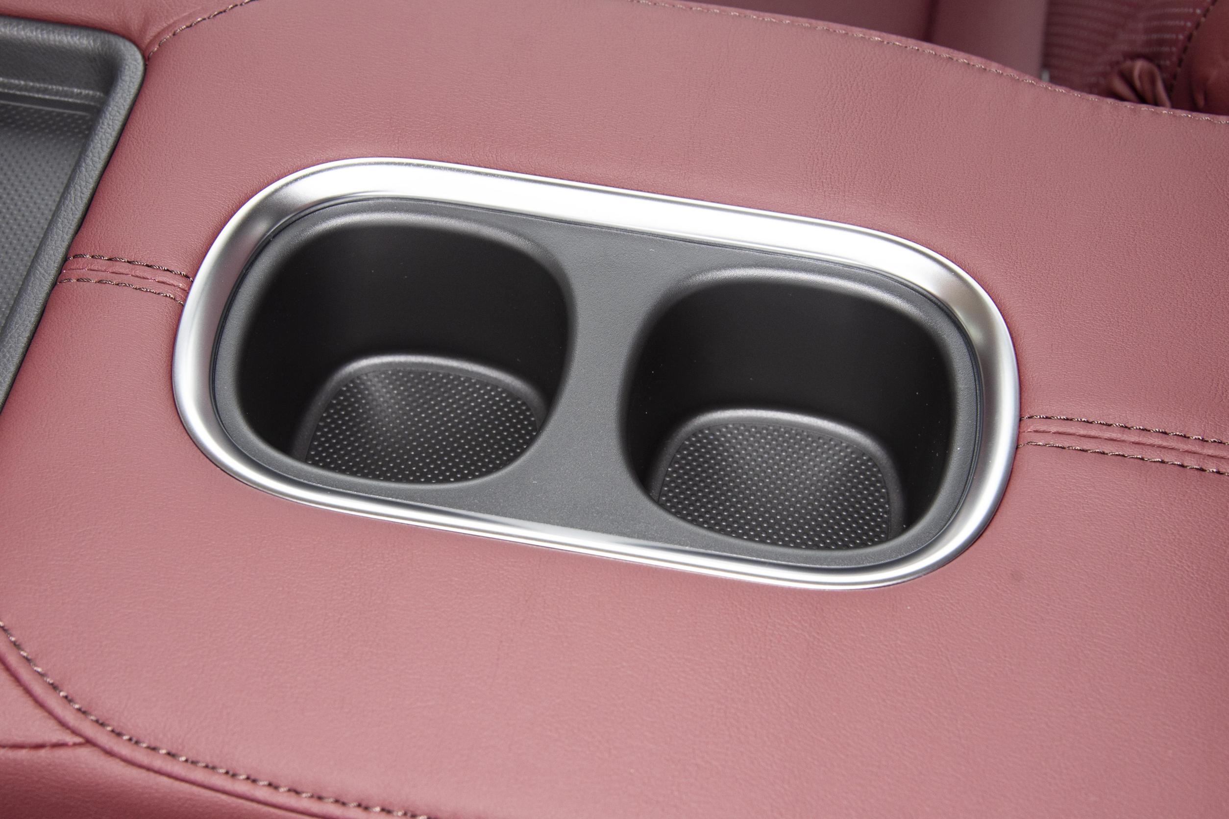 冠道 2023款 370 TURBO 9AT 尊享版 AWD图片_本田_37/51张图片_汽车空间图库_懂车帝