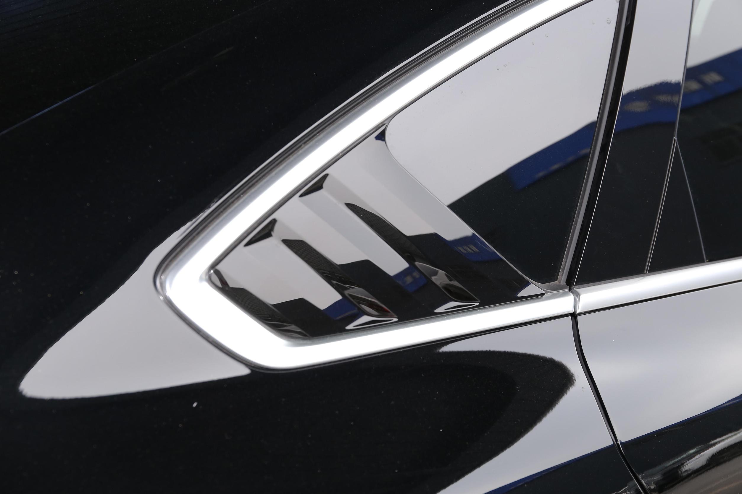 比亚迪e9 2022款 商务版图片_比亚迪_32/52张图片_汽车外观图库_懂车帝