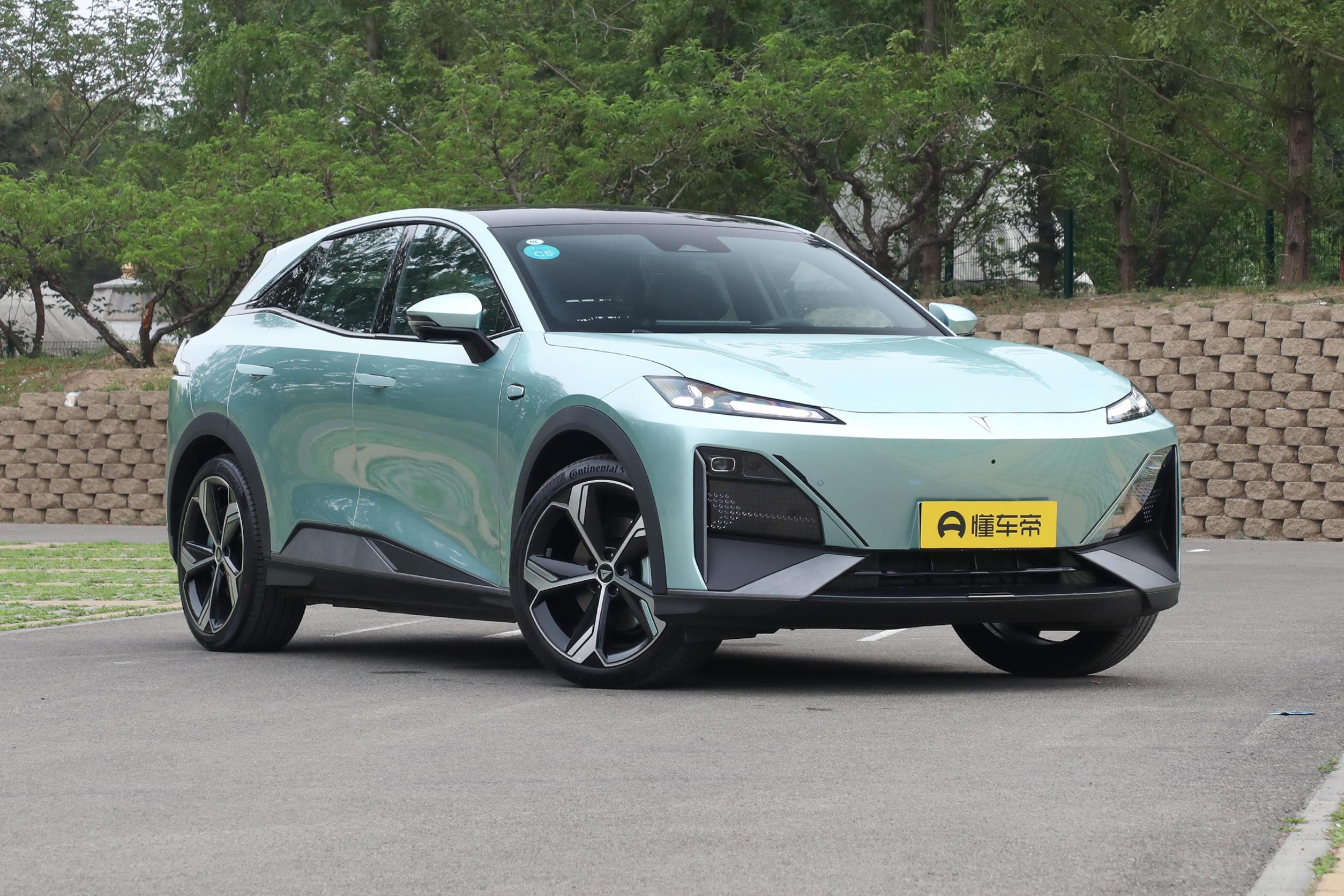 深蓝S7 2023款 620Max 纯电版图片_深蓝汽车_1/110张图片_汽车外观图库_懂车帝