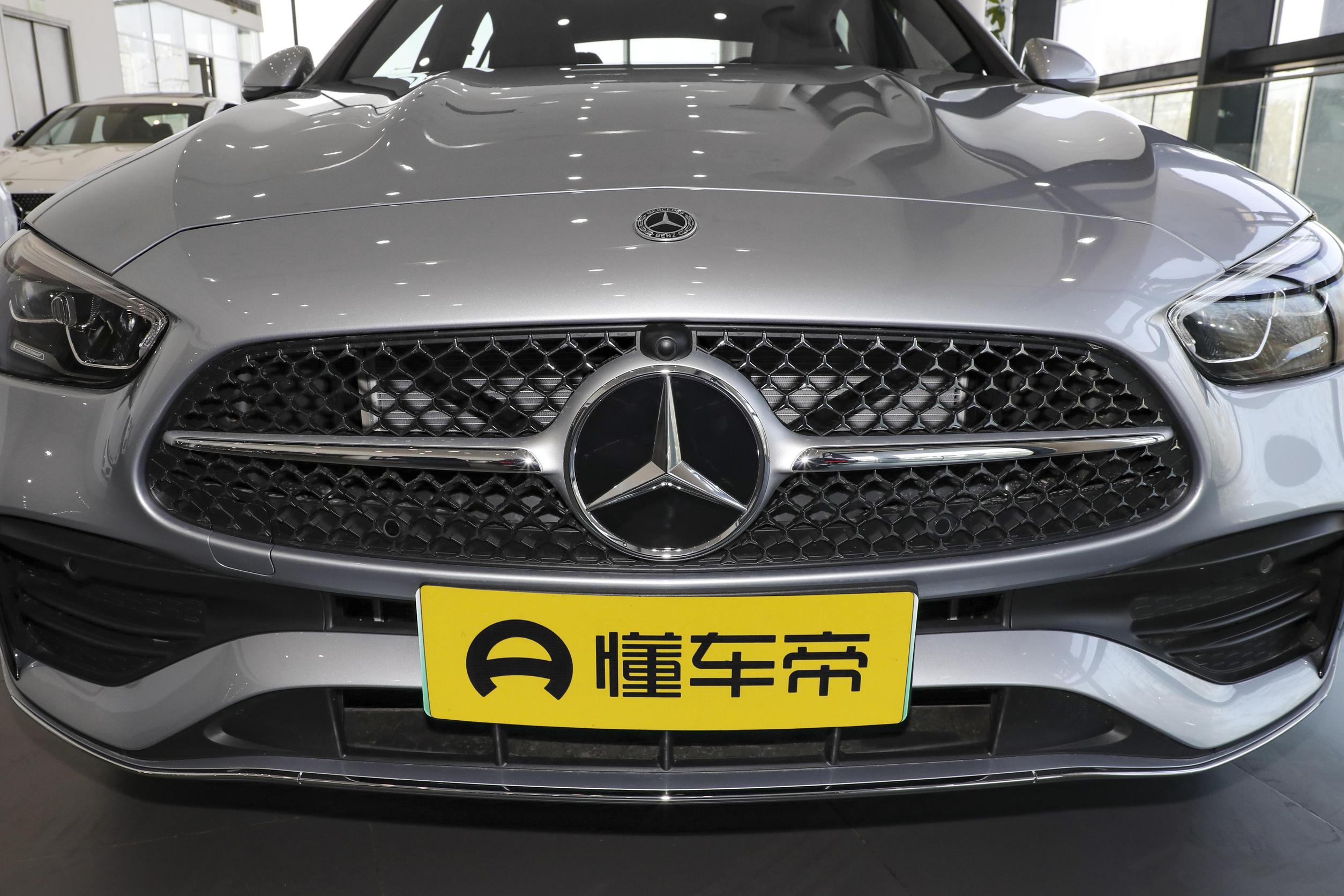 奔驰C级PHEV 2022款 C 350 eL图片_奔驰_3/171张图片_汽车外观图库_懂车帝