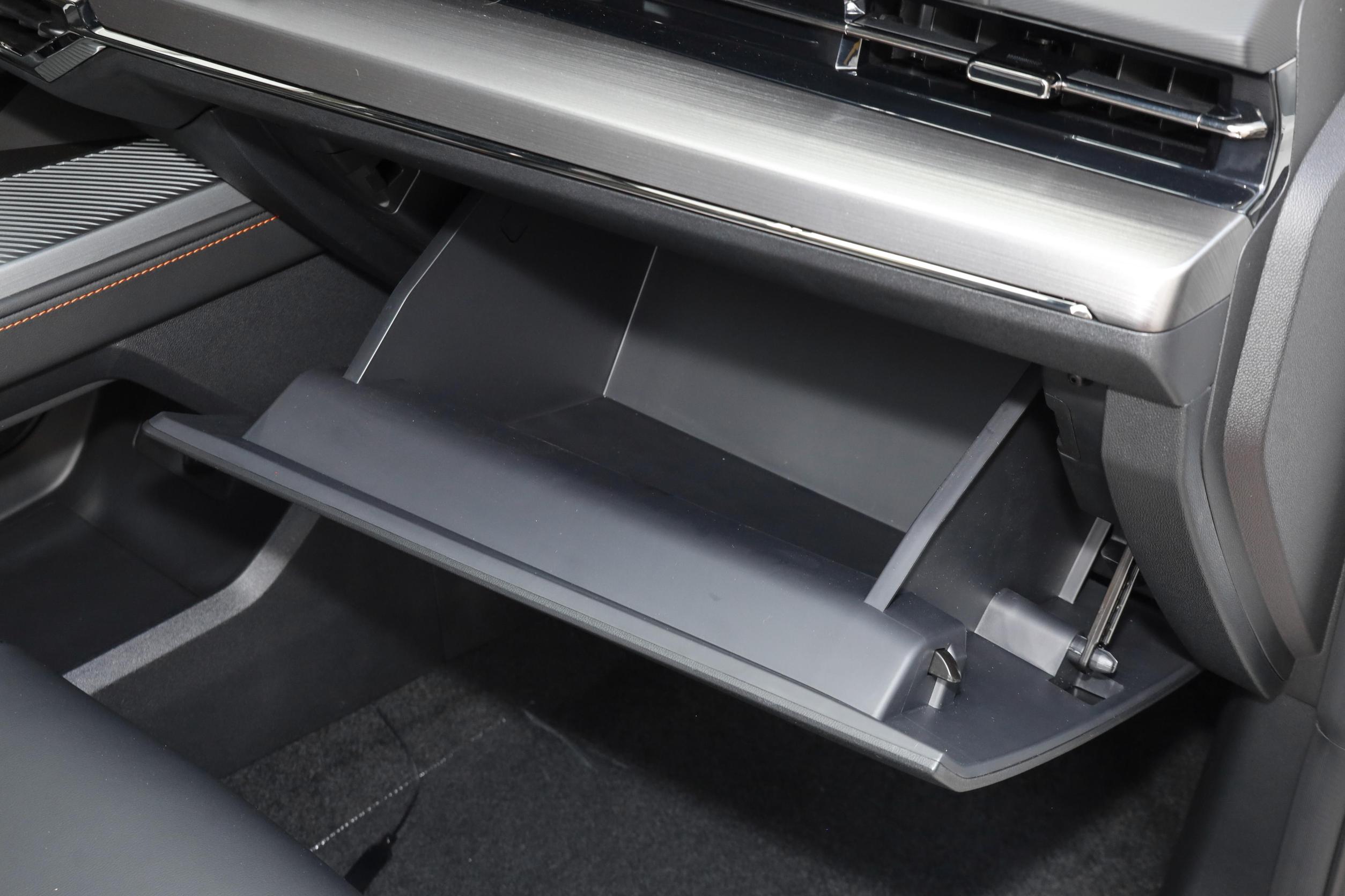 长安欧尚Z6 iDD新能源 2023款 智电iDD 150KM旗舰型图片_长安欧尚_5/48张图片_汽车内饰图库_懂车帝