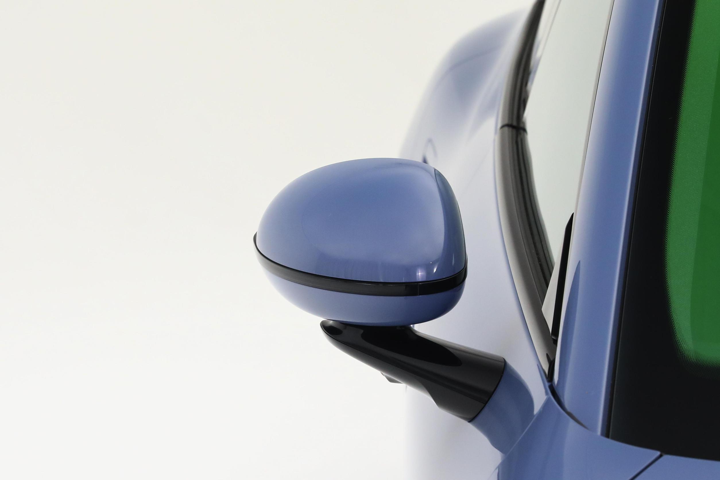 小米SU7壁纸_小米SU7_小米SU7外观图片_63/708张图片_小米SU7/整车外观图片_懂车帝