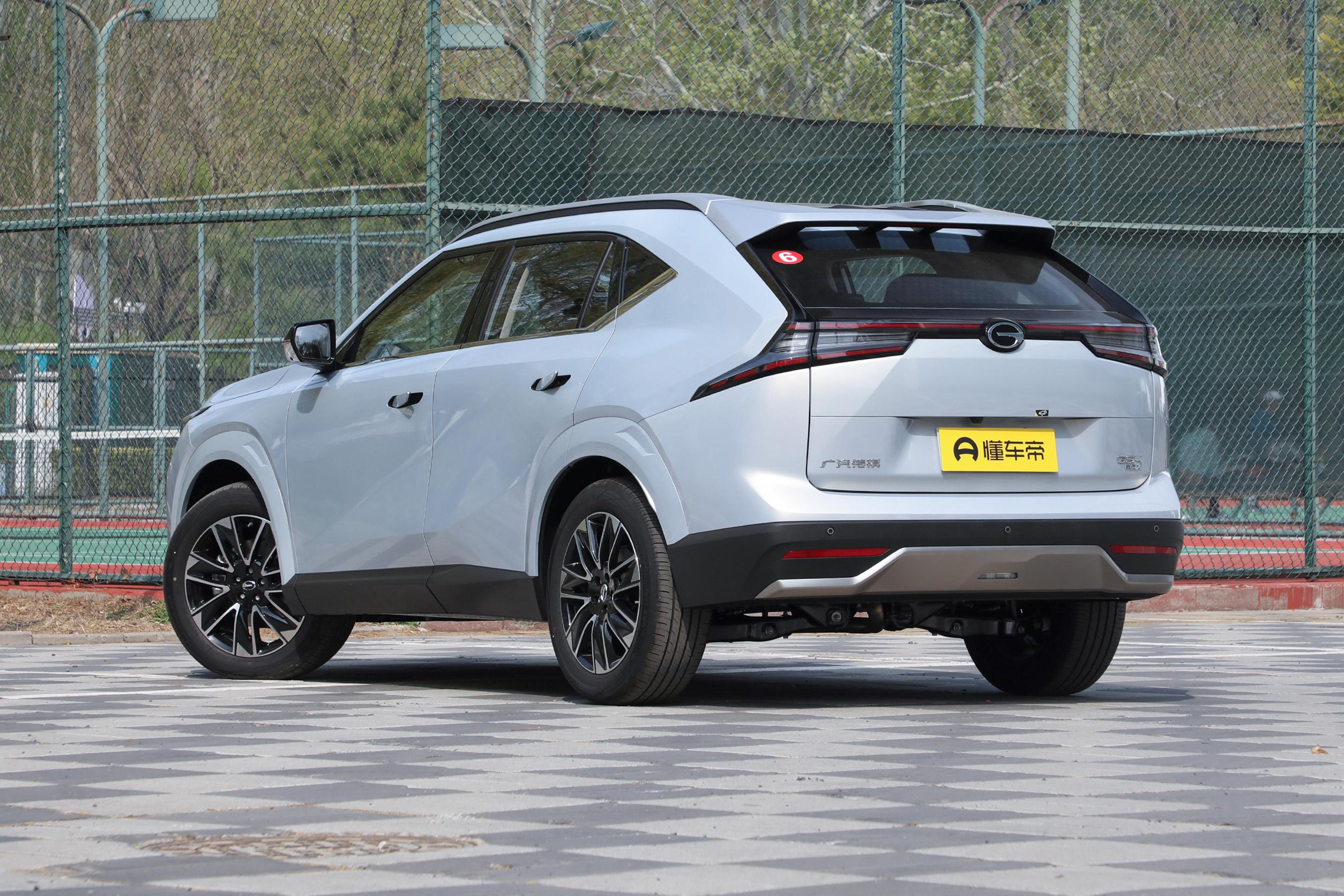 传祺GS4 2024款 MAX 1.5TGDI 旗舰版图片_广汽传祺_7/178张图片_汽车外观图库_懂车帝