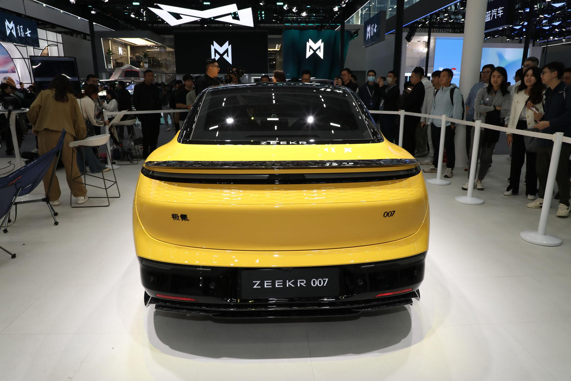 ZEEKR 007 2024款 四驱性能版图片_极氪_21/54张图片_汽车车展图库_懂车帝