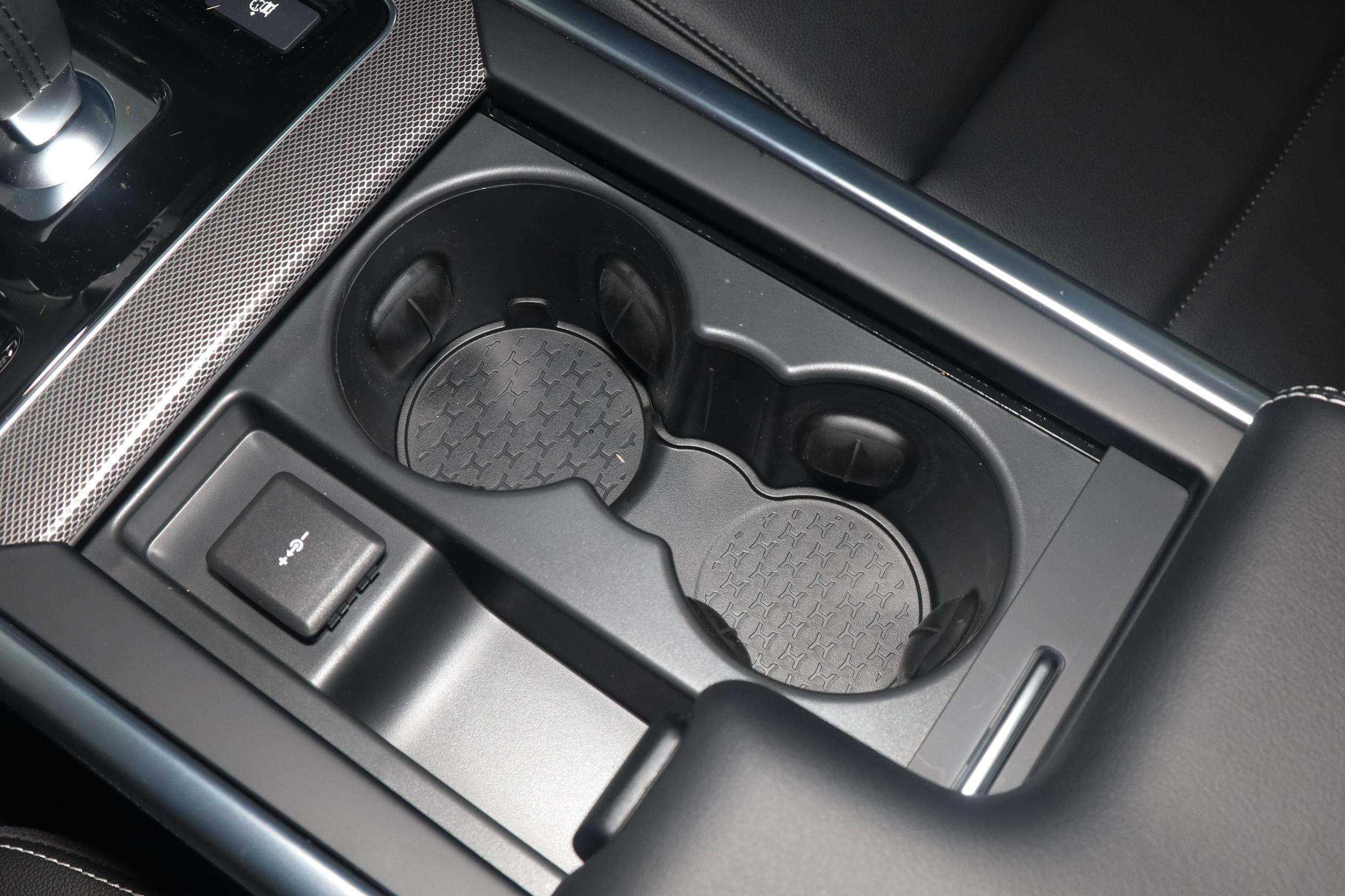 捷豹XEL 2023款 2.0T 200PS R-DYNAMIC 青春运动版图片_捷豹_9/45张图片_汽车空间图库_懂车帝