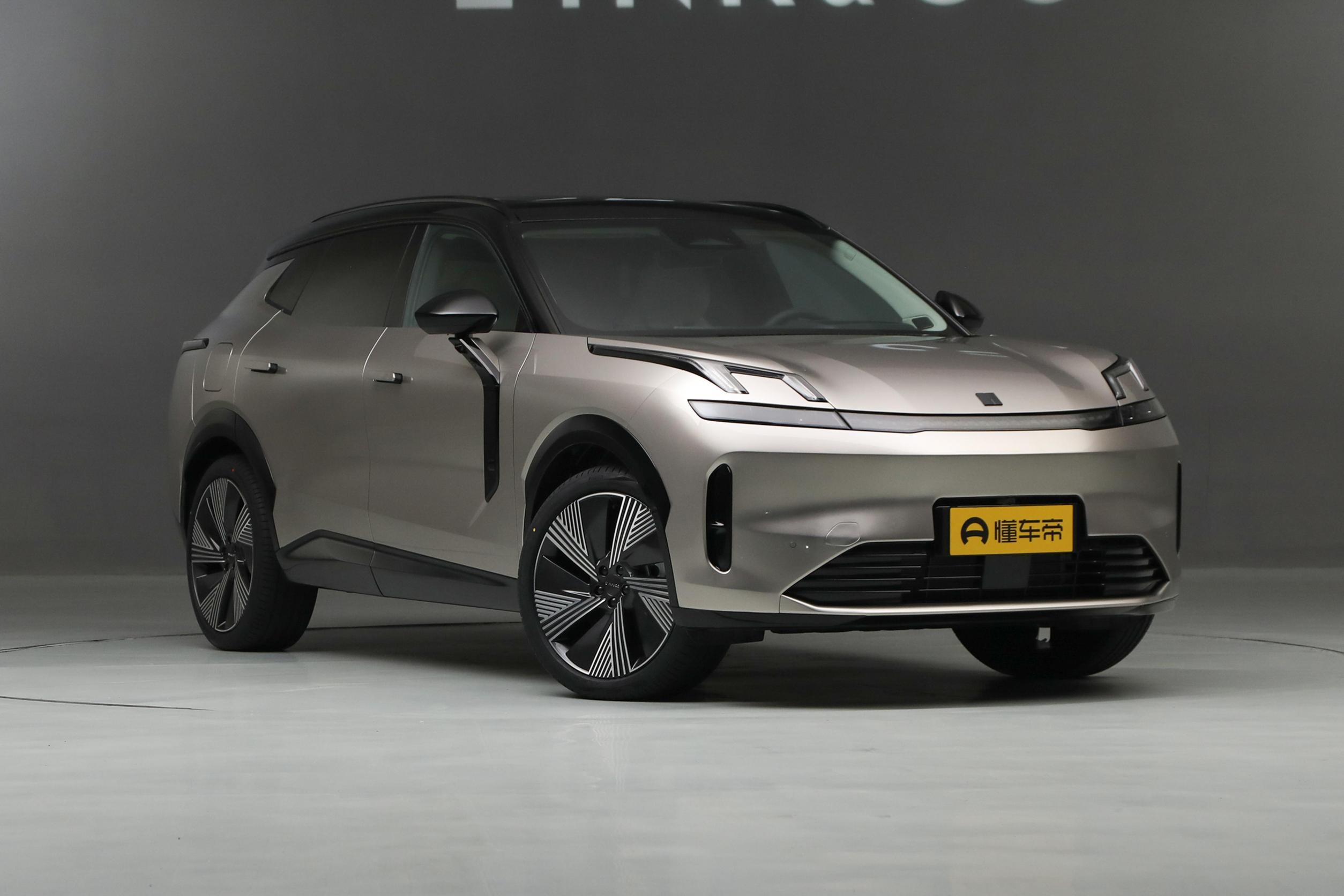 领克08 EM-P 2023款 试装车图片_领克_7/113张图片_汽车外观图库_懂车帝