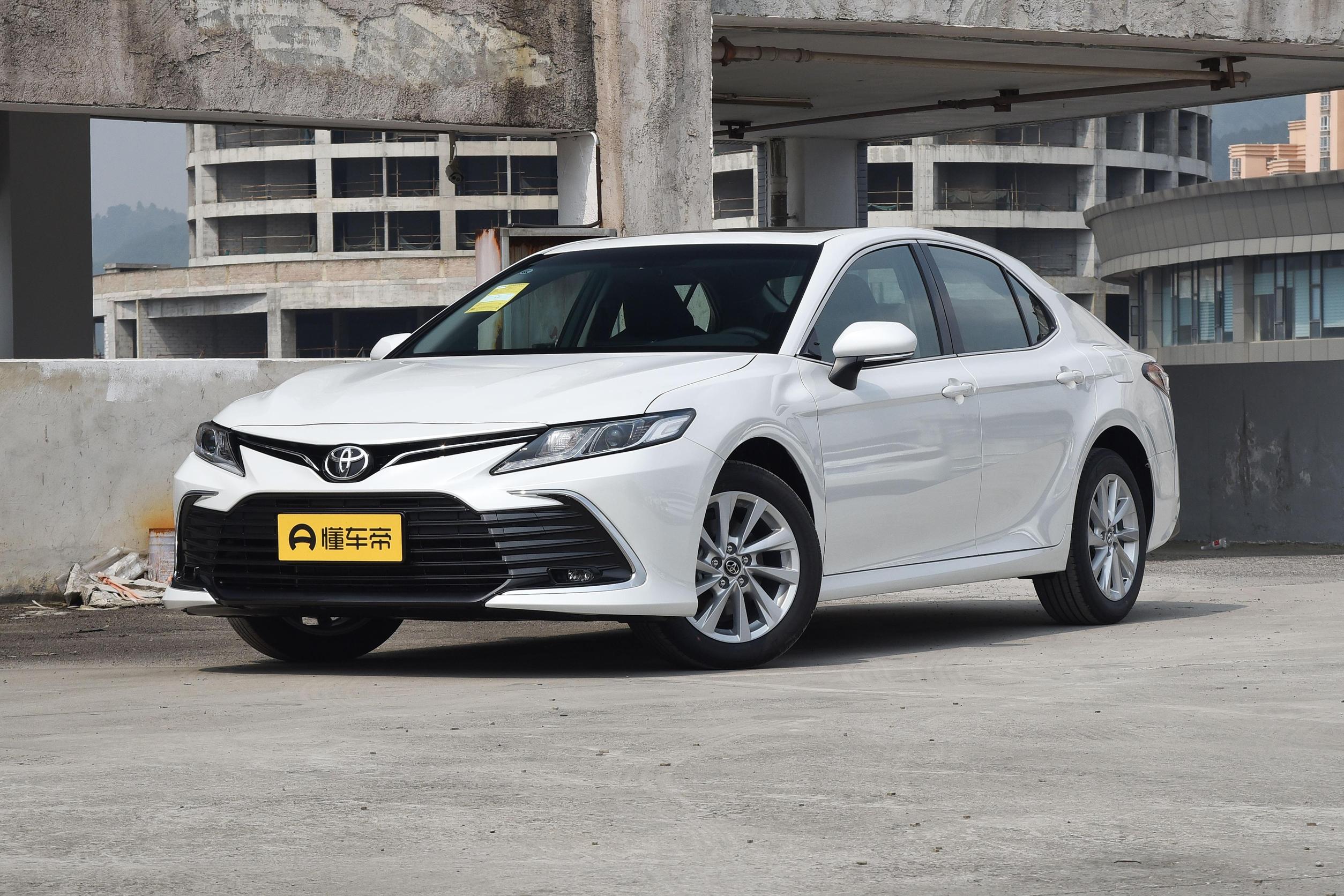 凯美瑞 2023款 2.0GVP 领先版图片_丰田_14/81张图片_汽车外观图库_懂车帝