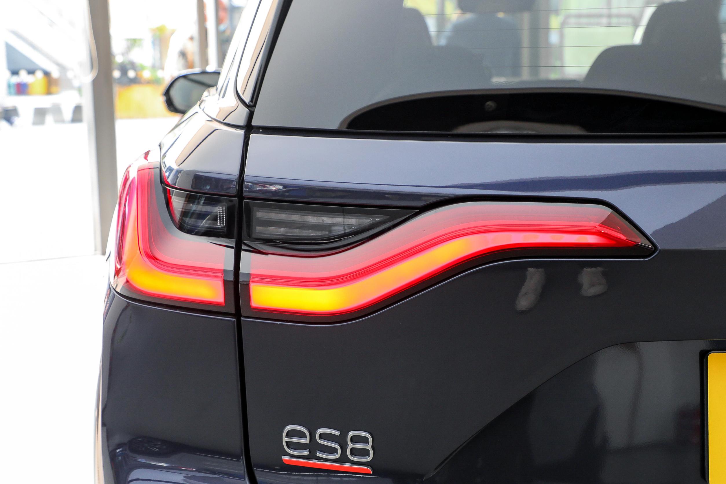 蔚来ES8 2022款 580KM 七座版图片_蔚来_2/56张图片_汽车外观图库_懂车帝