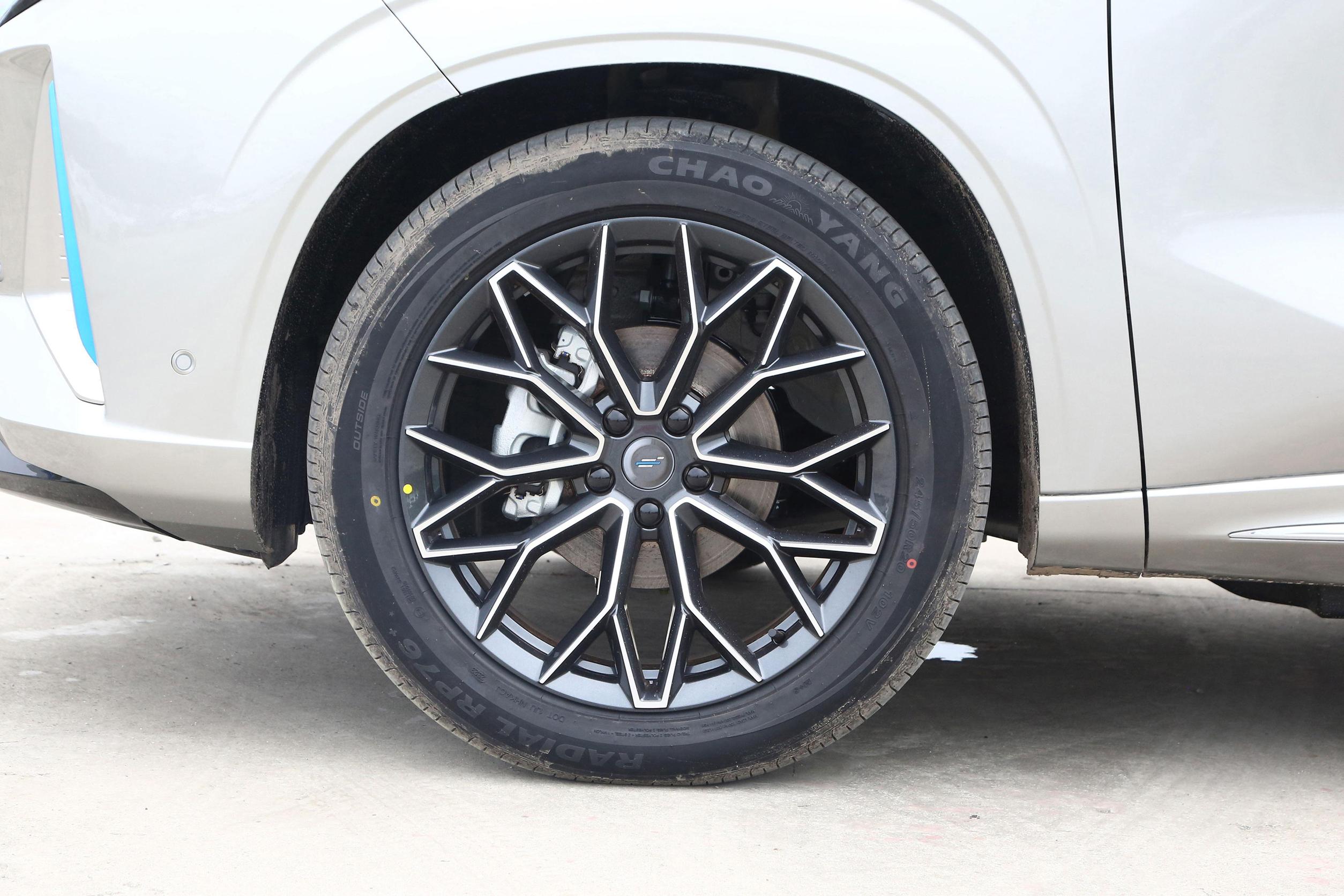 长安欧尚Z6 iDD新能源 2023款 智电iDD 150KM旗舰PLUS智慧泊车版图片_长安欧尚_3/66张图片_汽车外观图库_懂车帝