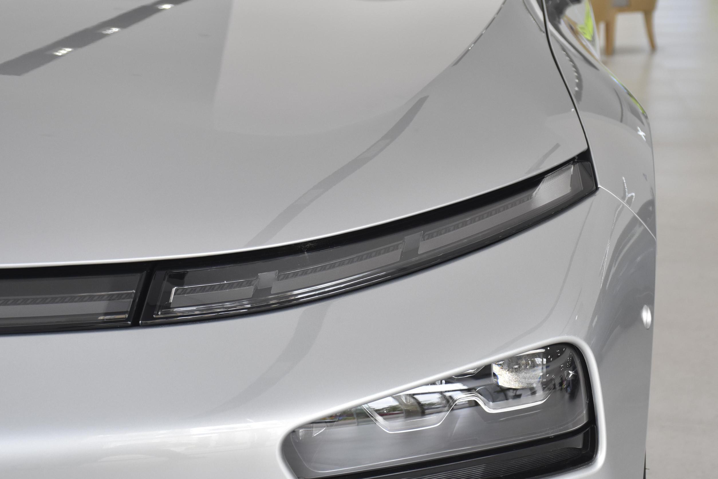 小鹏P7 2022款 625E图片_小鹏汽车_92/116张图片_汽车外观图库_懂车帝