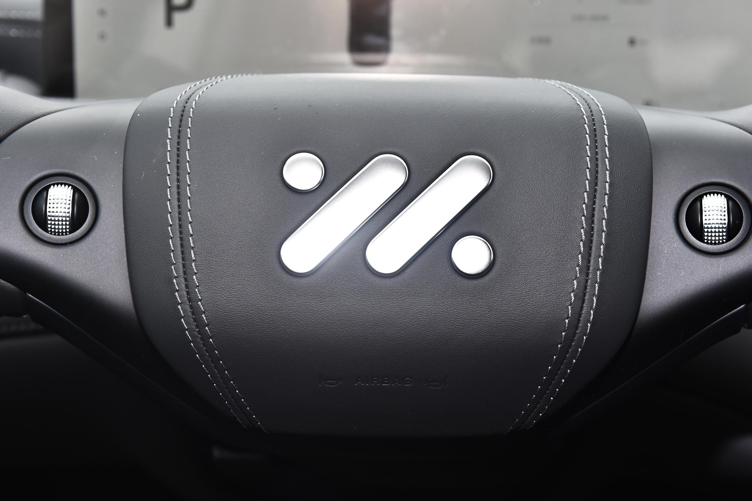 智己LS6壁纸_智己LS6_智己LS6内饰图片_1/255张图片_智己LS6埃特纳灰/整车内饰图片_懂车帝