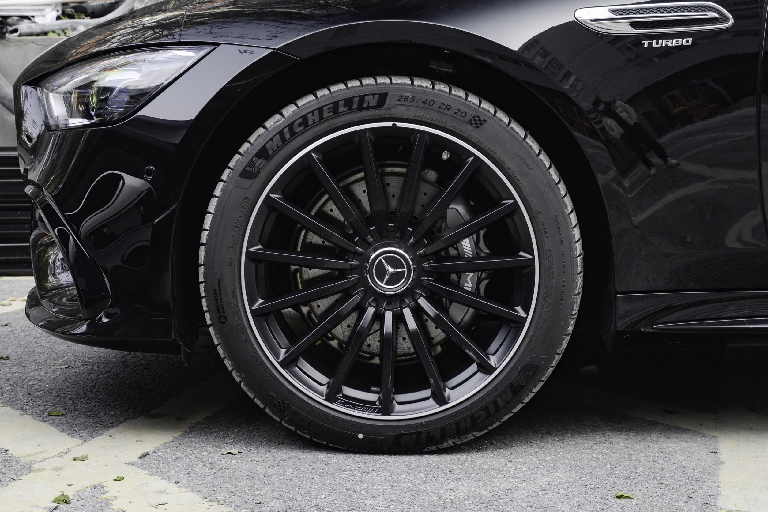 AMG GT 2023款 AMG GT 50 四门跑车图片_奔驰_4/318张图片_汽车外观图库_懂车帝