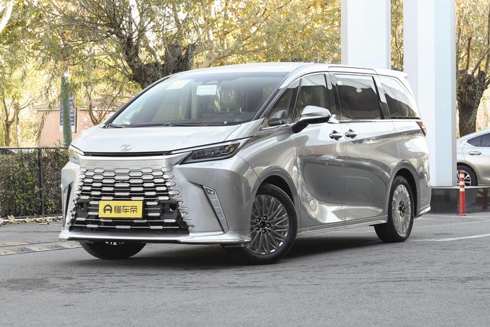 雷克萨斯LM2023款 500h DIRECT4 六座尊崇版_雷克萨斯LM_懂车帝