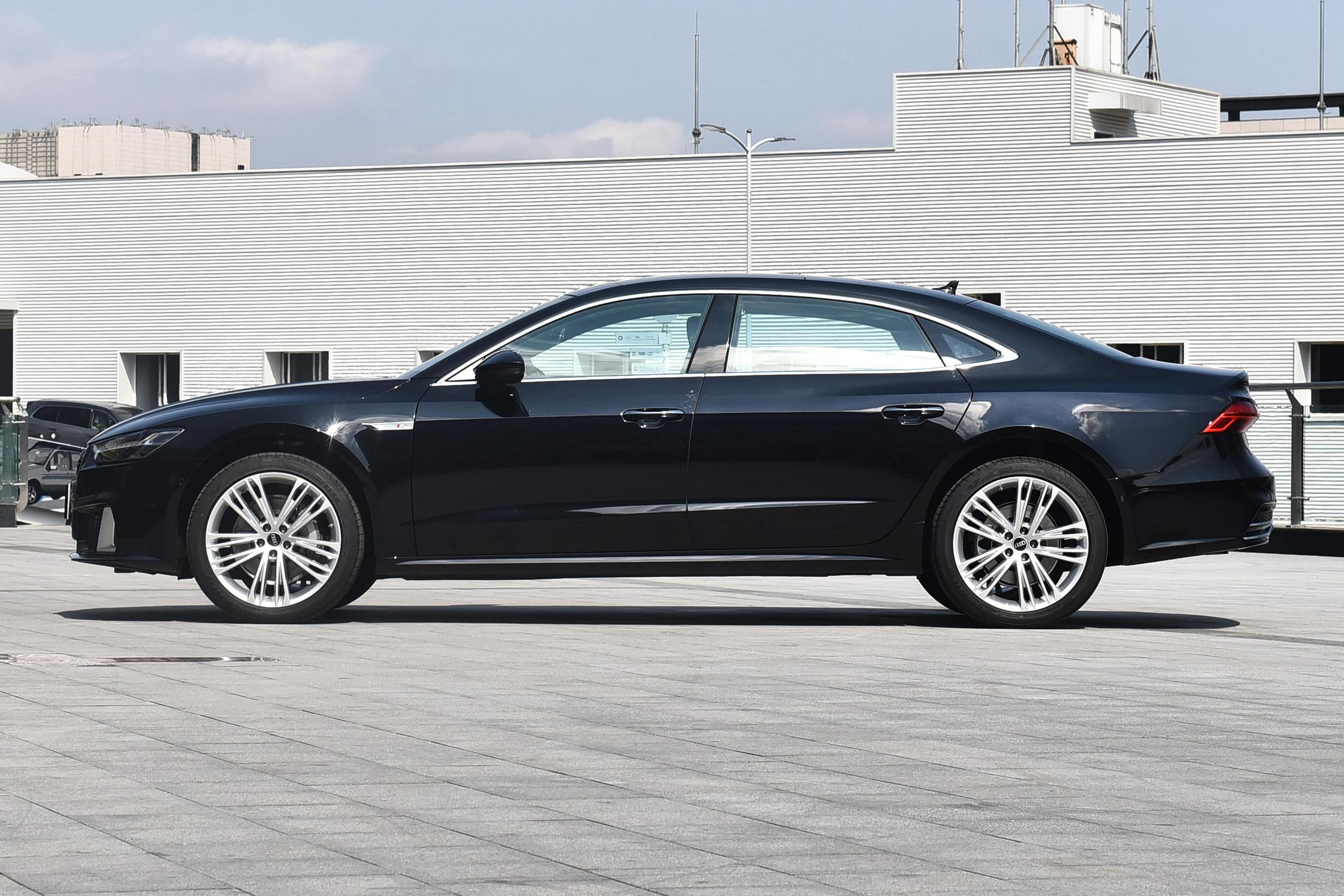 奥迪A7L壁纸_奥迪A7L_奥迪A7L外观图片_4/1626张图片_奥迪A7L/整车外观图片_懂车帝