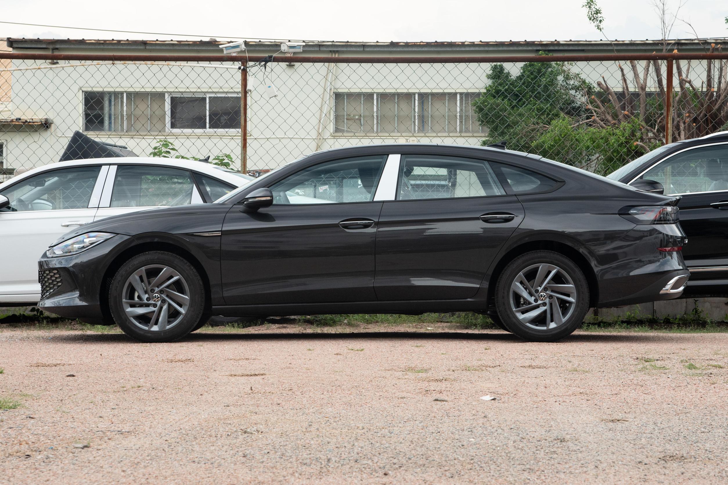 凌渡 2024款 凌渡L 280TSI DSG炫辣版图片_大众_4/50张图片_汽车外观图库_懂车帝