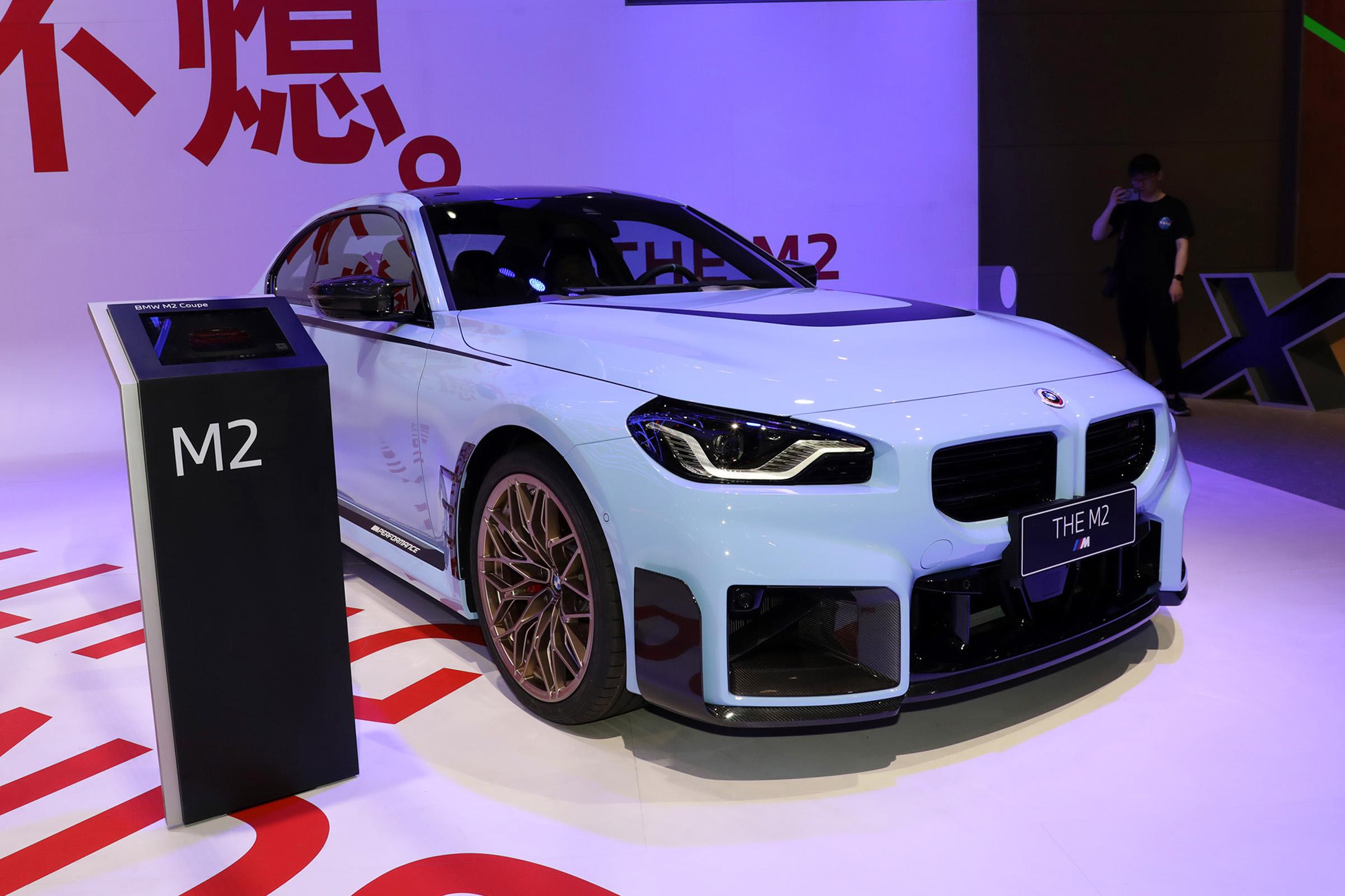 宝马M2 2023款 M2 双门轿跑车图片_宝马_3/201张图片_汽车车展图库_懂车帝