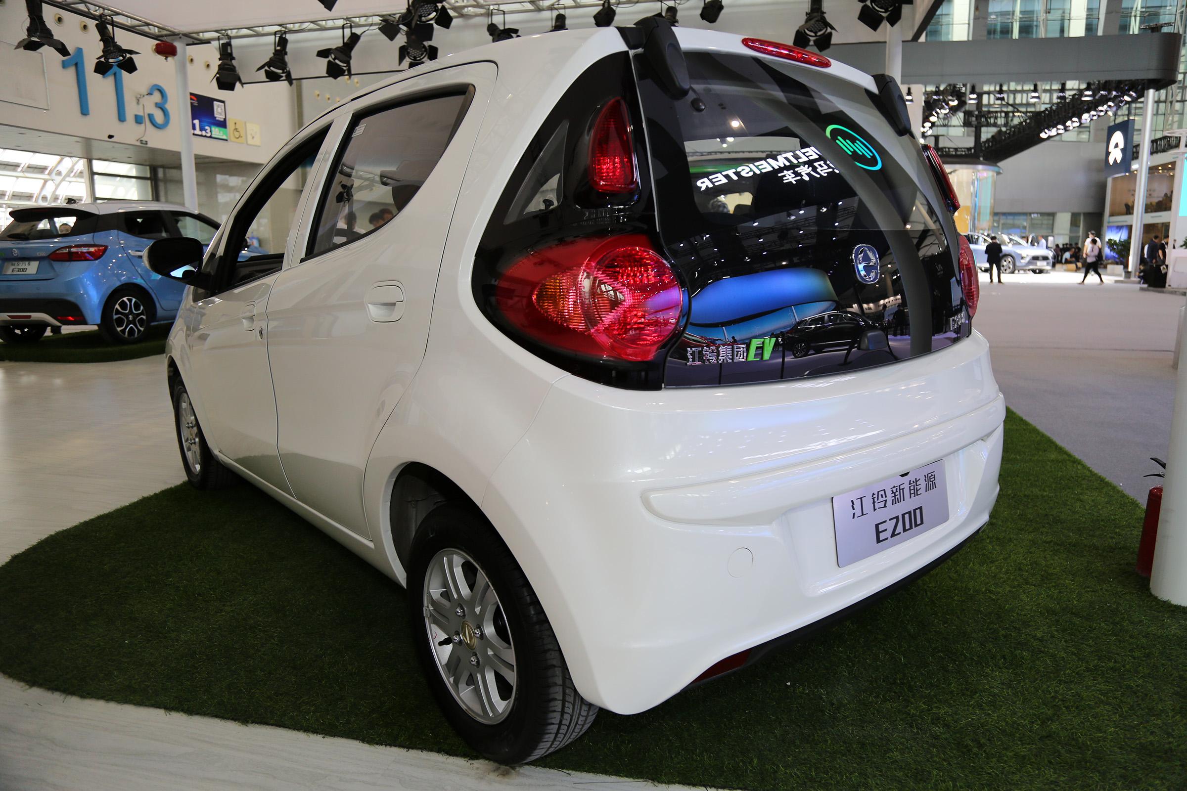 江铃E200L 2018款 E200L 舒适型(250KM)图片_江铃集团新能源_21/50张图片_汽车车展图库_懂车帝