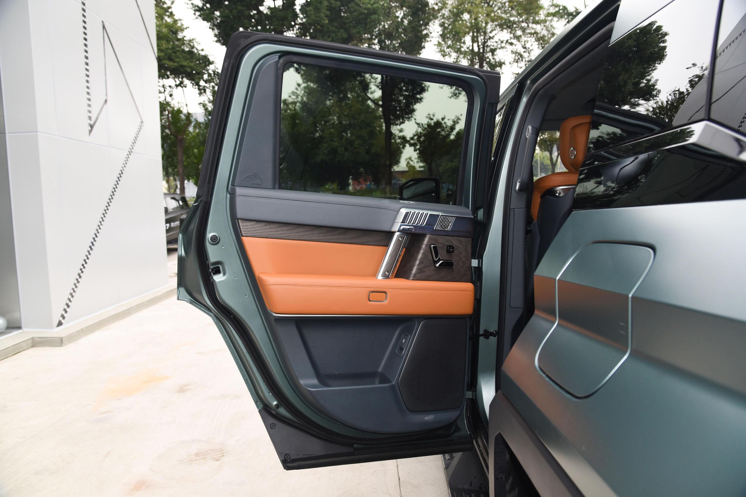 猛士917 2023款 增程版图片_猛士_1/78张图片_汽车空间图库_懂车帝