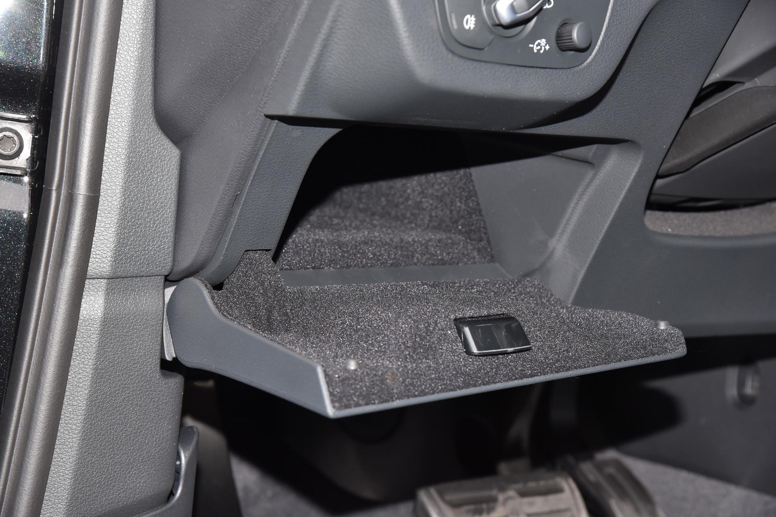 奥迪Q5L 2024款 40TFSI 豪华动感型图片_奥迪_29/56张图片_汽车内饰图库_懂车帝