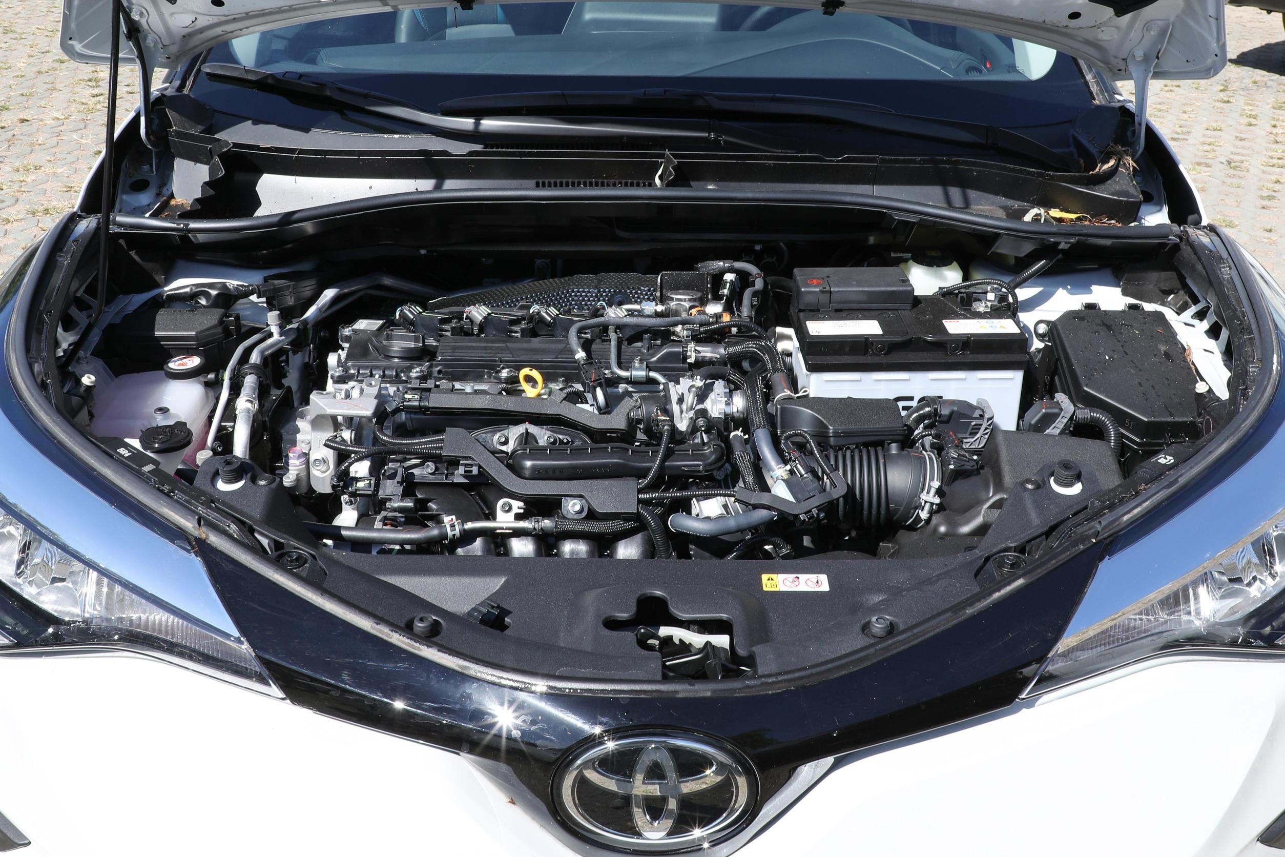 奕泽IZOA 2022款 2.0L 奕享CARE版图片_丰田_21/59张图片_汽车外观图库_懂车帝