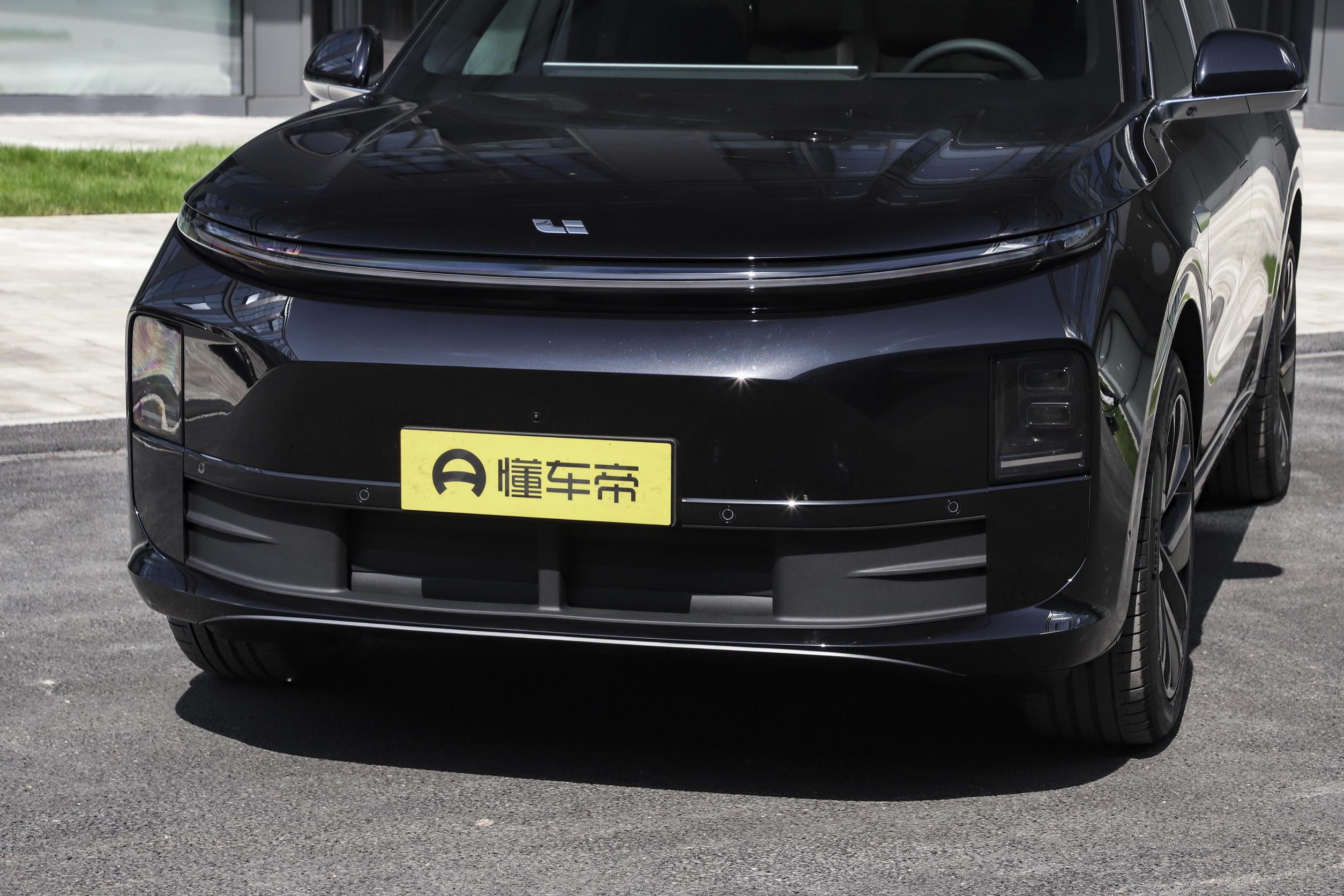 理想L6壁纸_理想L6_理想L6外观图片_6/572张图片_理想L6黑色/整车外观图片_懂车帝