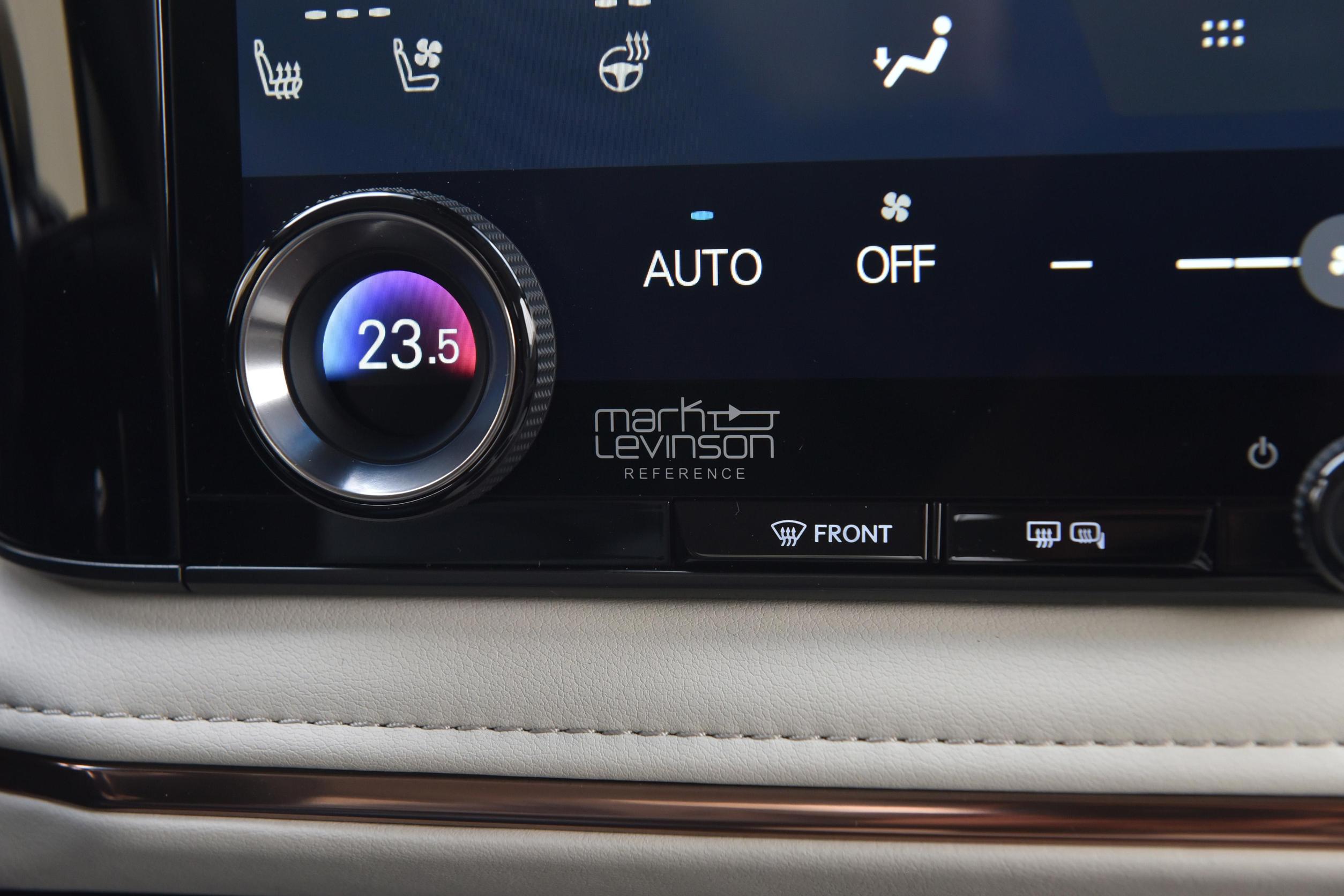 雷克萨斯LM 2023款 500h DIRECT4 六座尊崇版图片_雷克萨斯_4/52张图片_汽车内饰图库_懂车帝