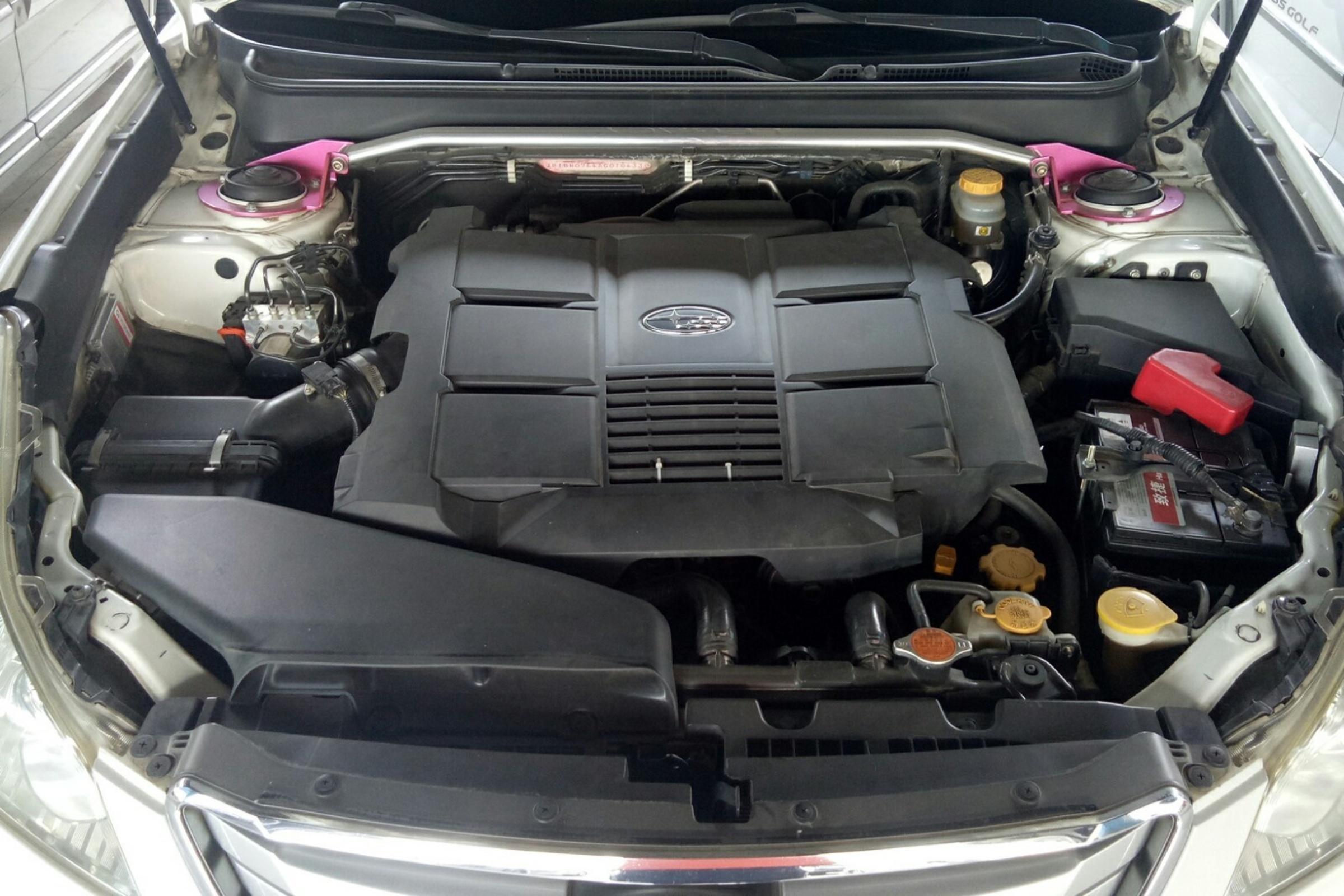 OUTBACK傲虎 2010款 3.6R豪华导航版图片_斯巴鲁_3/10张图片_汽车外观图库_懂车帝