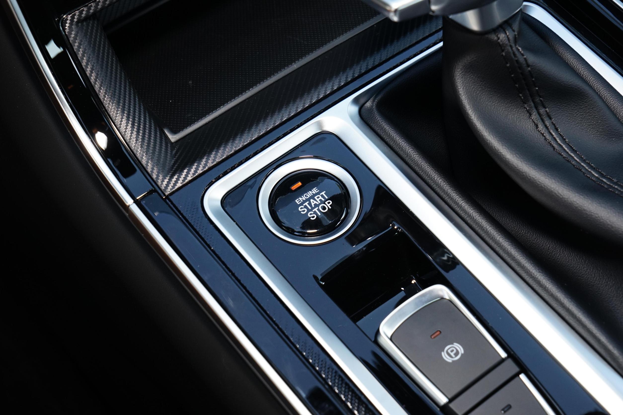 江淮A5 PLUS 2023款 1.5T CVT舒适版图片_江淮汽车_1/37张图片_汽车内饰图库_懂车帝