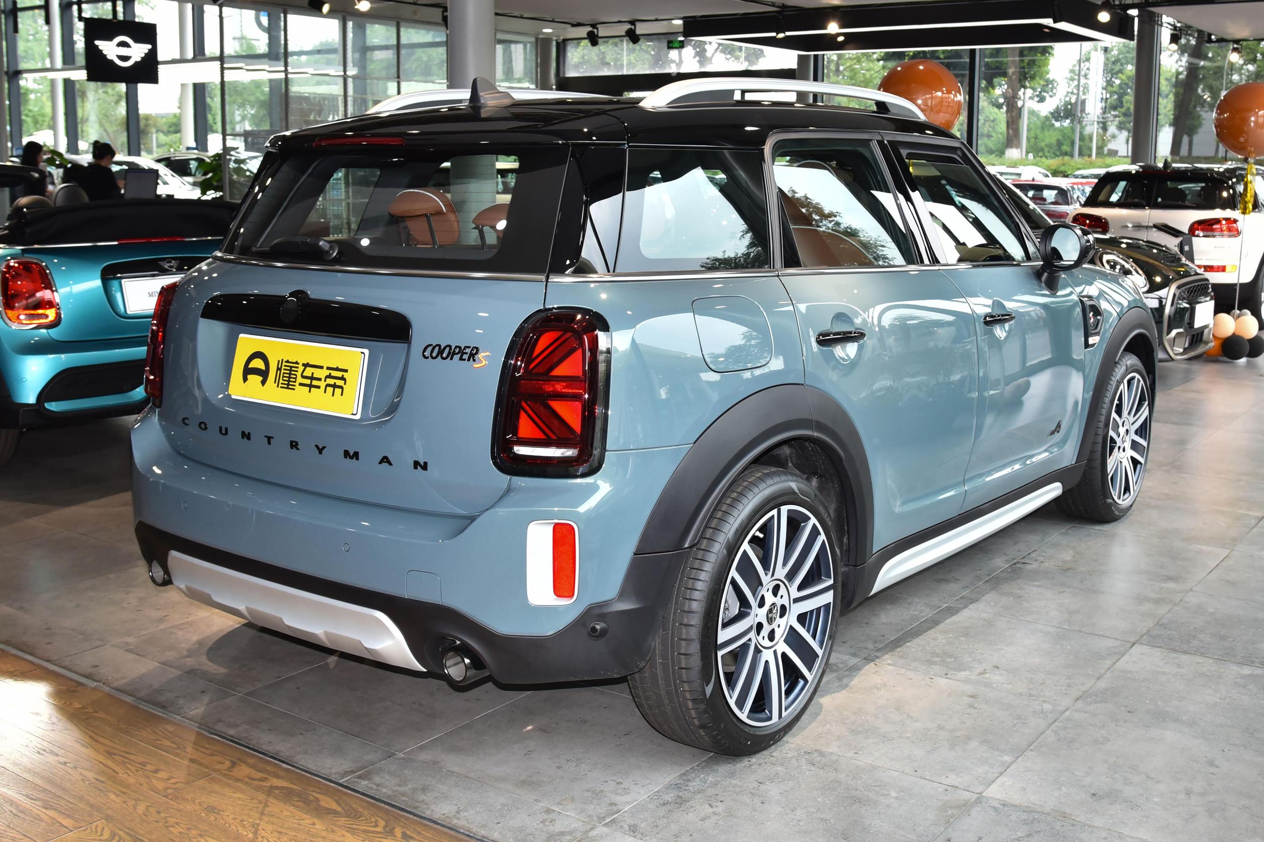 MINI COUNTRYMAN 2023款 二次改款 2.0T COOPER S ALL4 鉴赏家图片_MINI_8/41张图片_汽车外观图库_懂车帝
