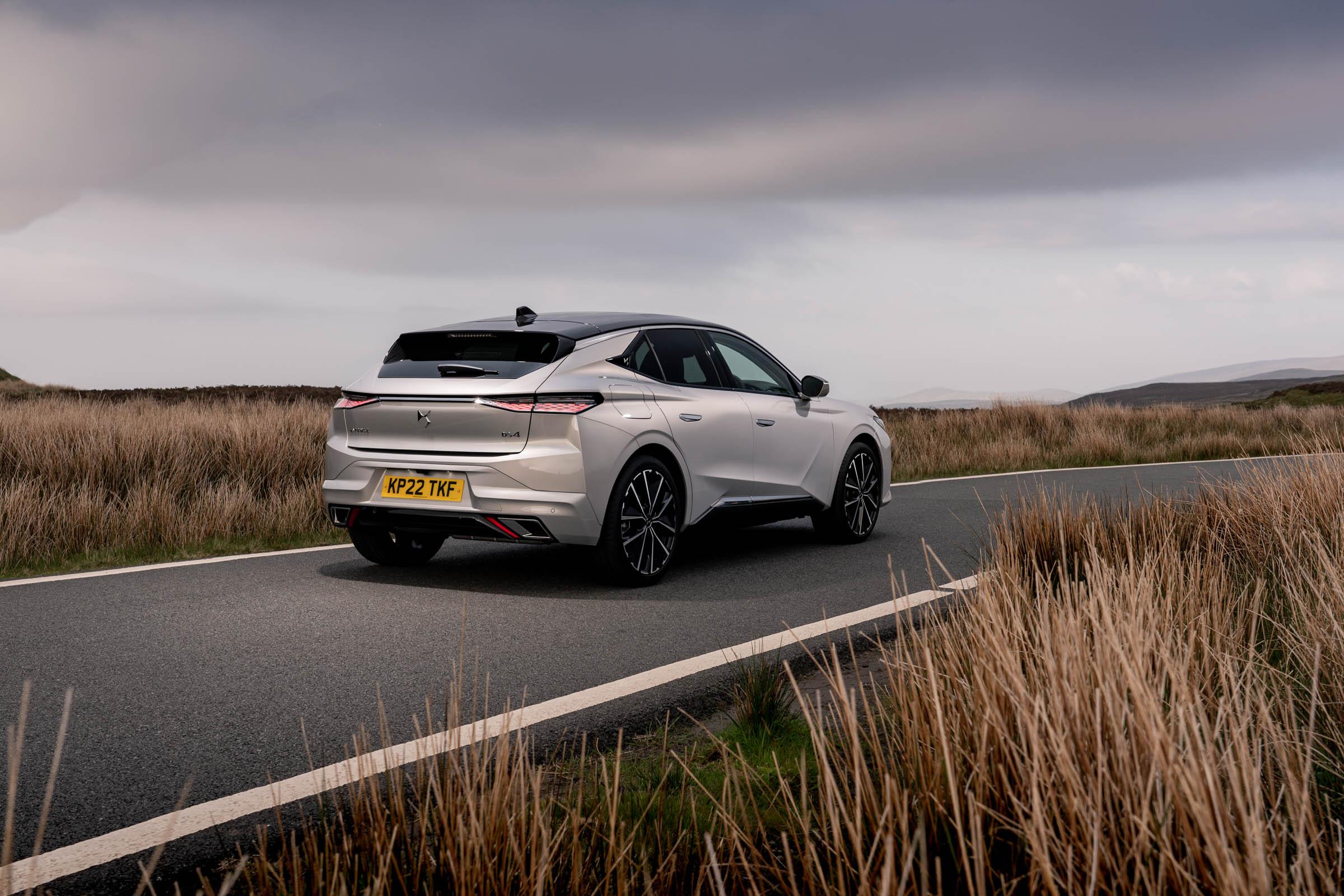 DS 4 PHEV 2023款 E-TENSE 225 Rivoli 英国版图片_DS_3/92张图片_汽车官方图库_懂车帝