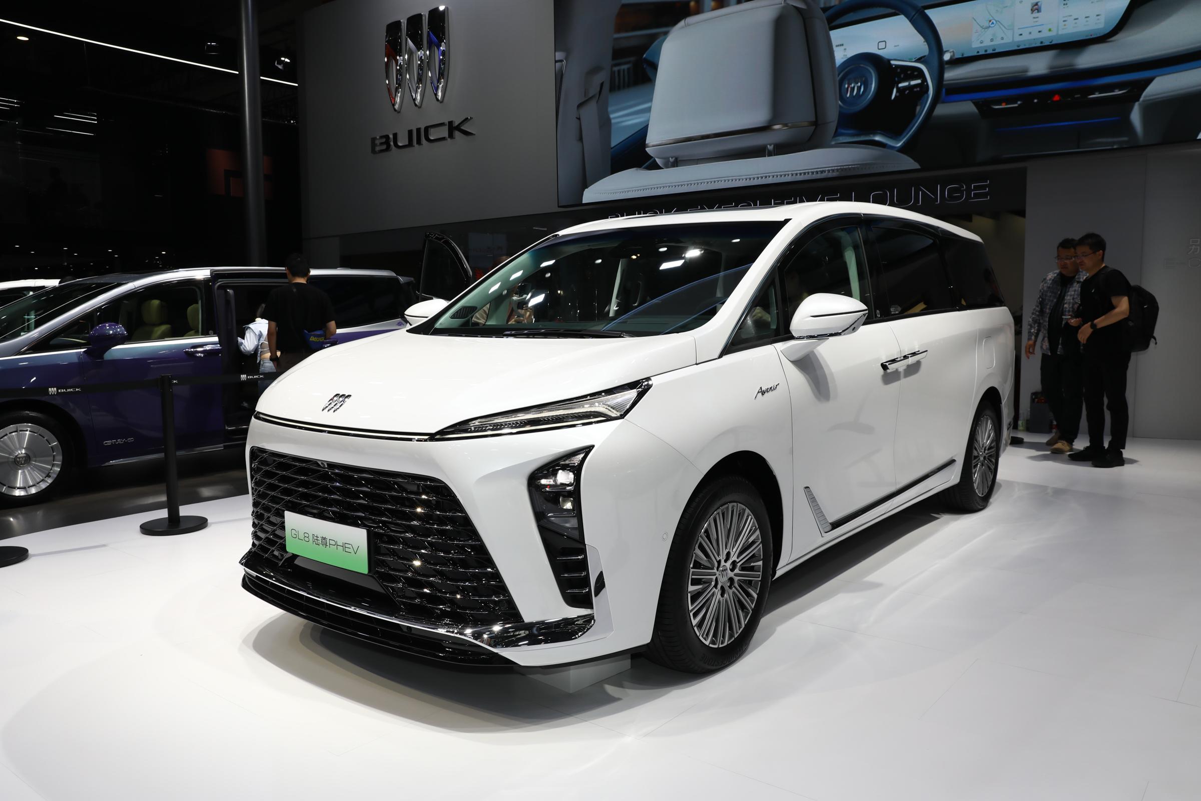 别克GL8 PHEV 2024款 陆尊 1.5T 六座奢享版图片_别克_25/382张图片_汽车车展图库_懂车帝