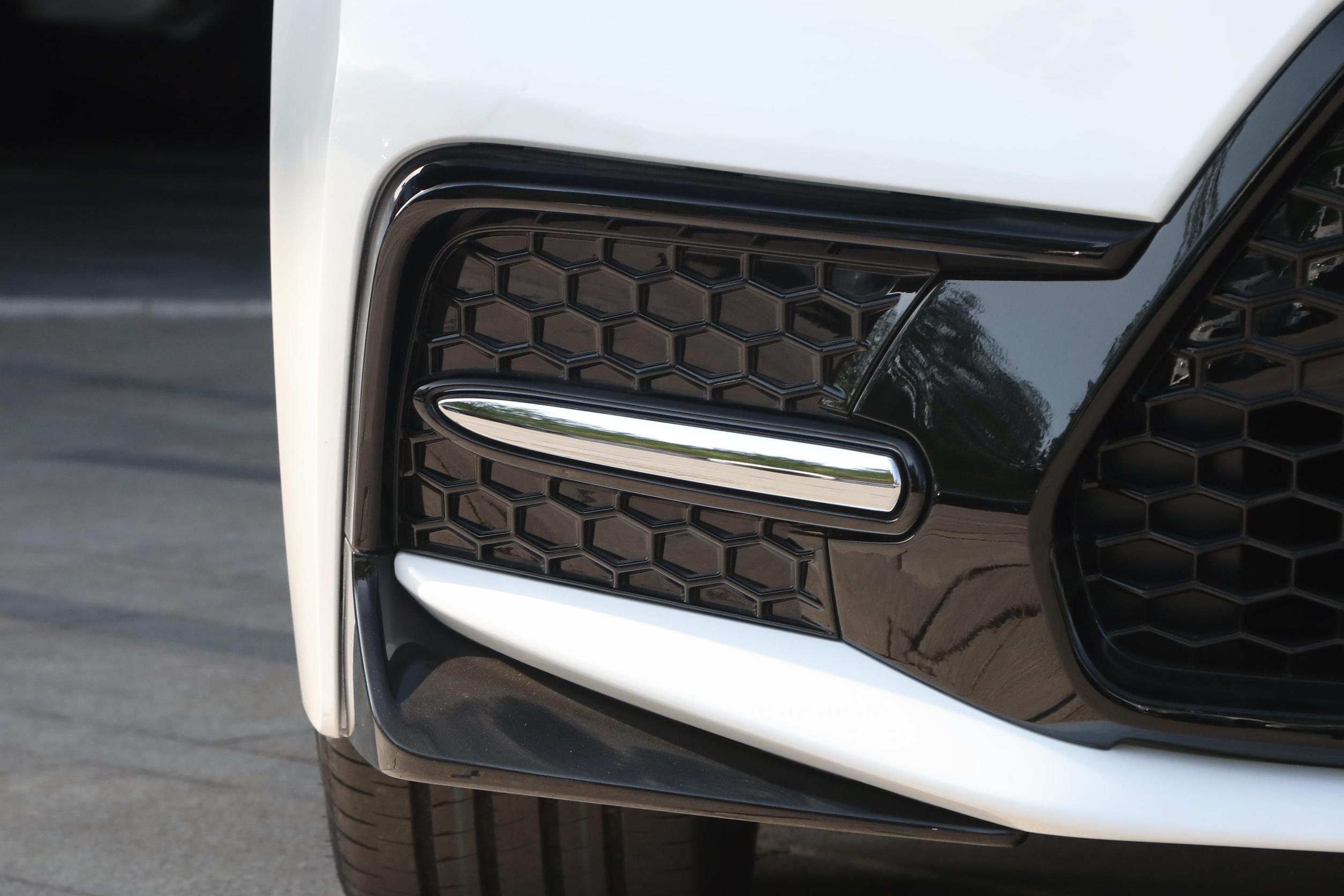 雷凌 2023款 185T 运动版图片_丰田_31/67张图片_汽车外观图库_懂车帝