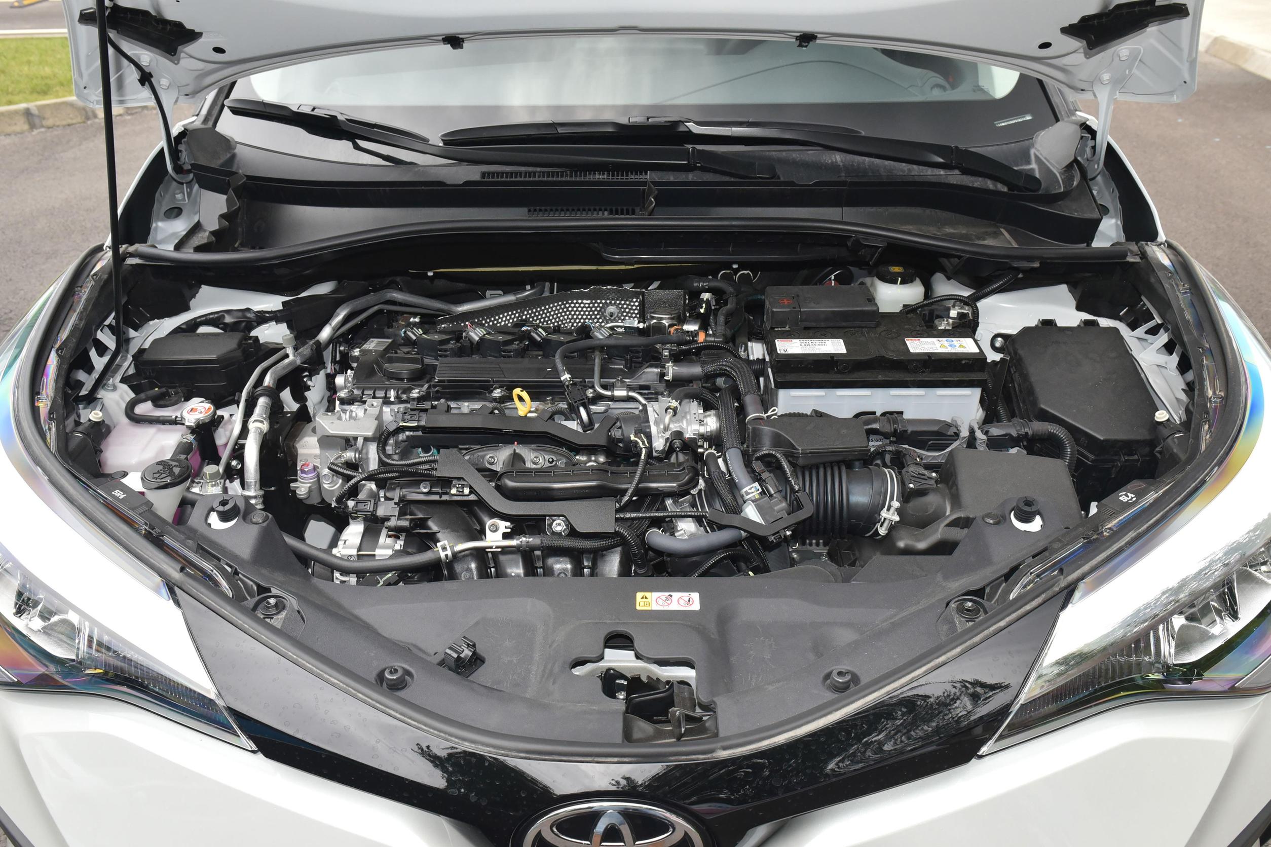 奕泽IZOA 2023款 2.0L 奕行版图片_丰田_2/95张图片_汽车外观图库_懂车帝