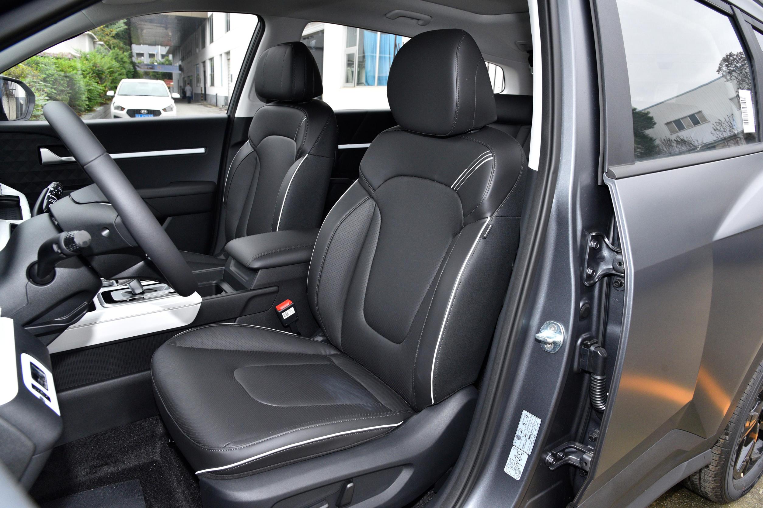 现代ix35 2023款 沐飒 2.0L 尊贵曜夜版LUX图片_现代_2/68张图片_汽车空间图库_懂车帝