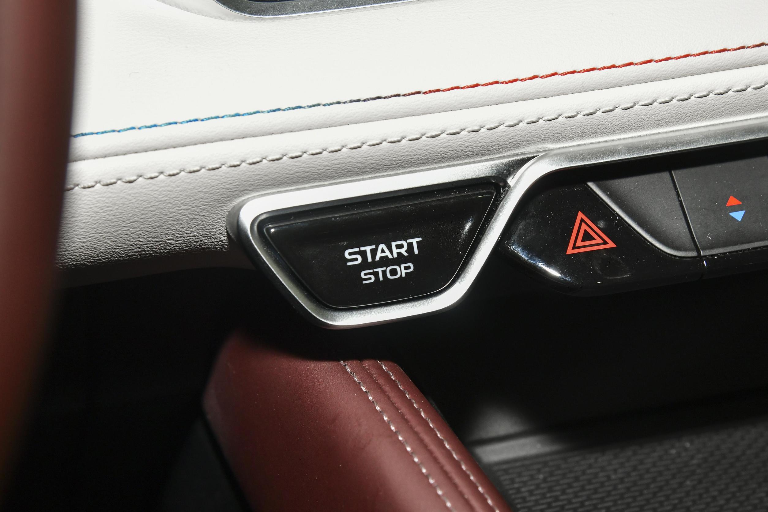 星越L 2021款 2.0TD 高功自动四驱尊贵型图片_吉利汽车_1/21张图片_汽车内饰图库_懂车帝