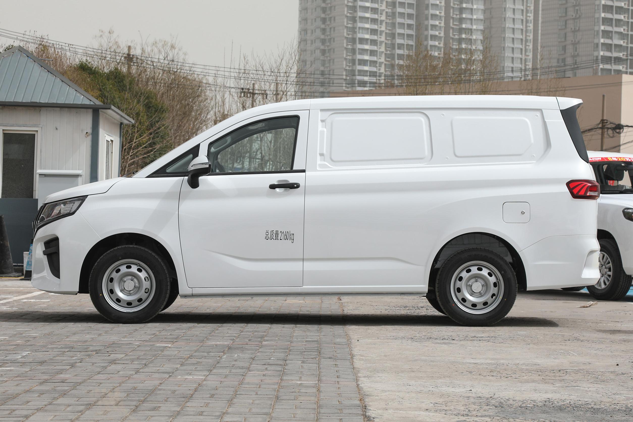 锐胜王牌M7 2023款 1.6L创业版 手动标轴 2座图片_北汽制造_5/61张图片_汽车外观图库_懂车帝