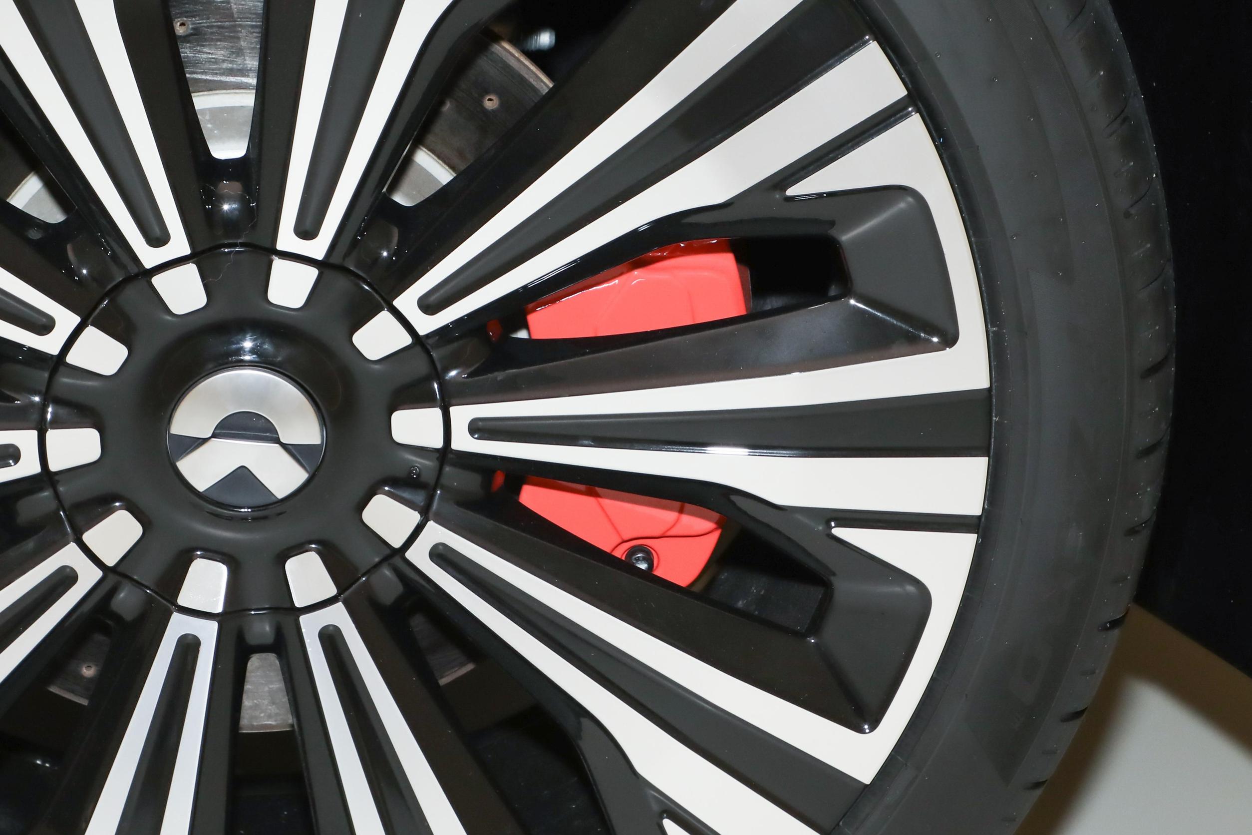 蔚来ET9 2024款 基本型图片_蔚来_34/81张图片_汽车外观图库_懂车帝