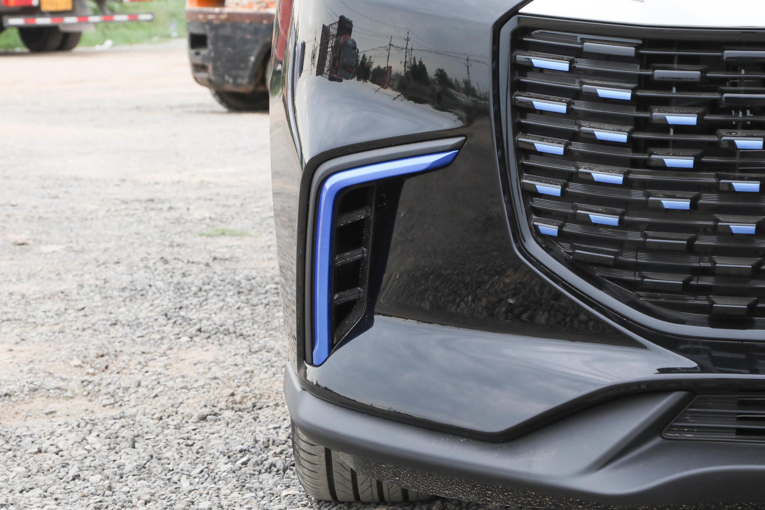 上汽大通MAXUS 大家MIFA 5 PLUG IN 2022款 尊享版图片_上汽大通MAXUS_51/60张图片_汽车外观图库_懂车帝