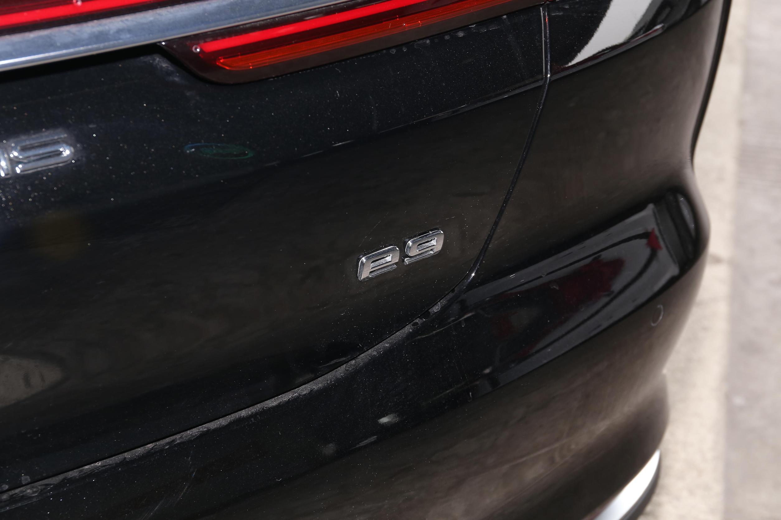 比亚迪e9 2022款 商务版图片_比亚迪_32/52张图片_汽车外观图库_懂车帝