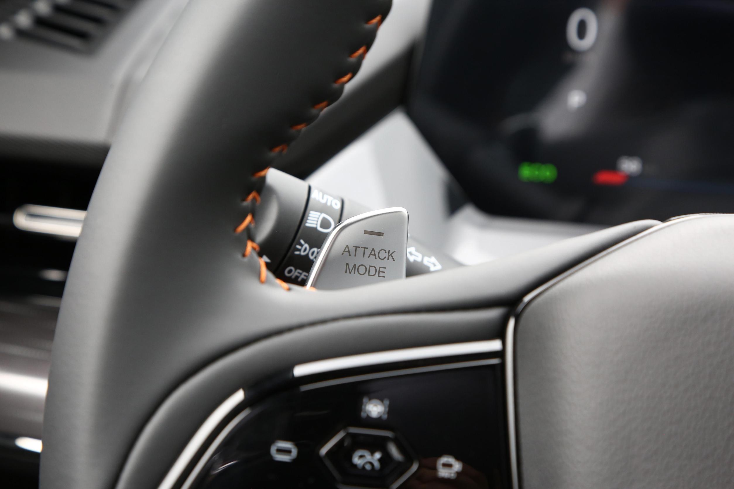 长安欧尚Z6 iDD新能源 2023款 智电iDD 150KM旗舰PLUS智慧泊车版图片_长安欧尚_4/70张图片_汽车内饰图库_懂车帝