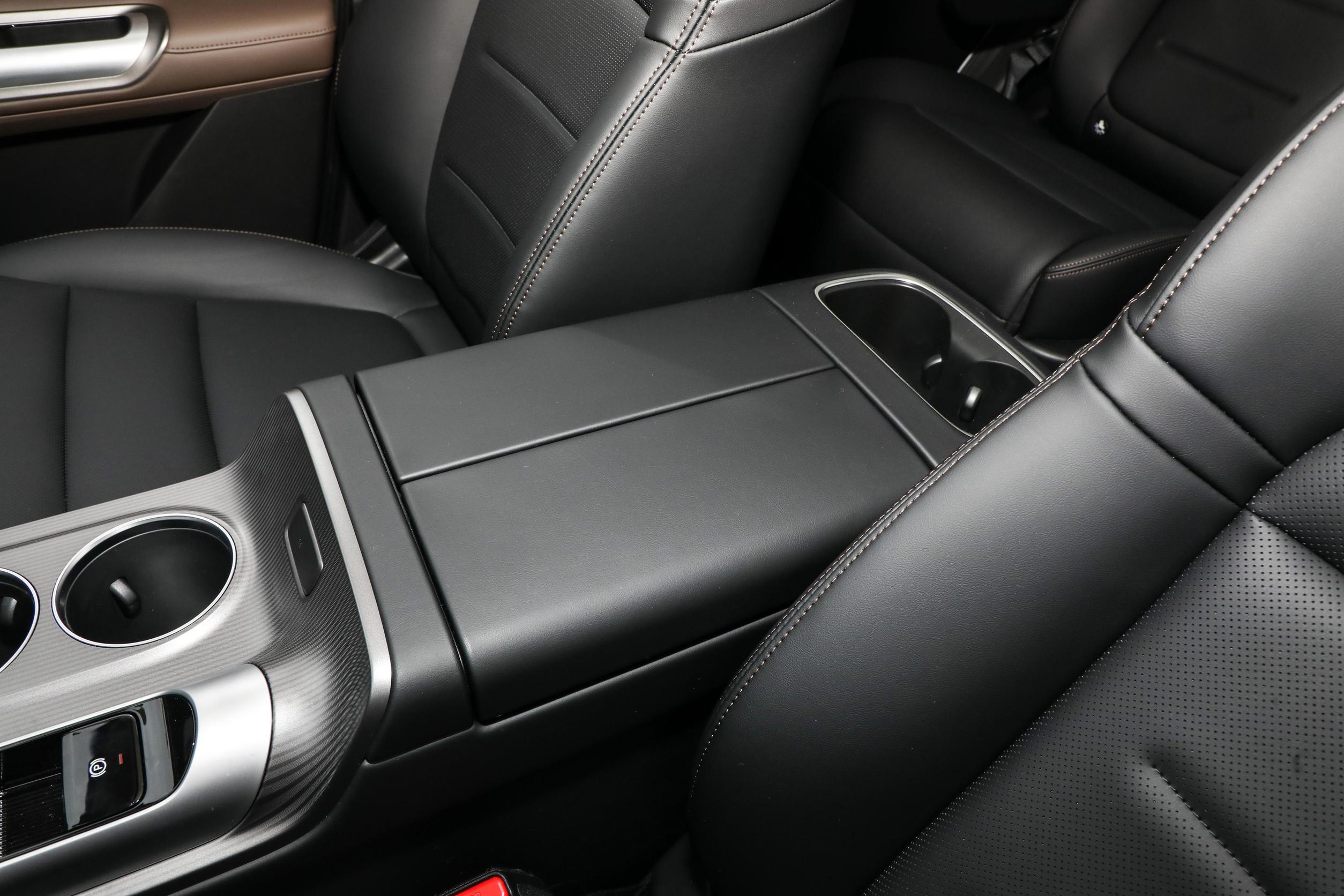 传祺E8 PHEV 2024款 2.0ATK 150km MAX版图片_广汽传祺_8/60张图片_汽车空间图库_懂车帝