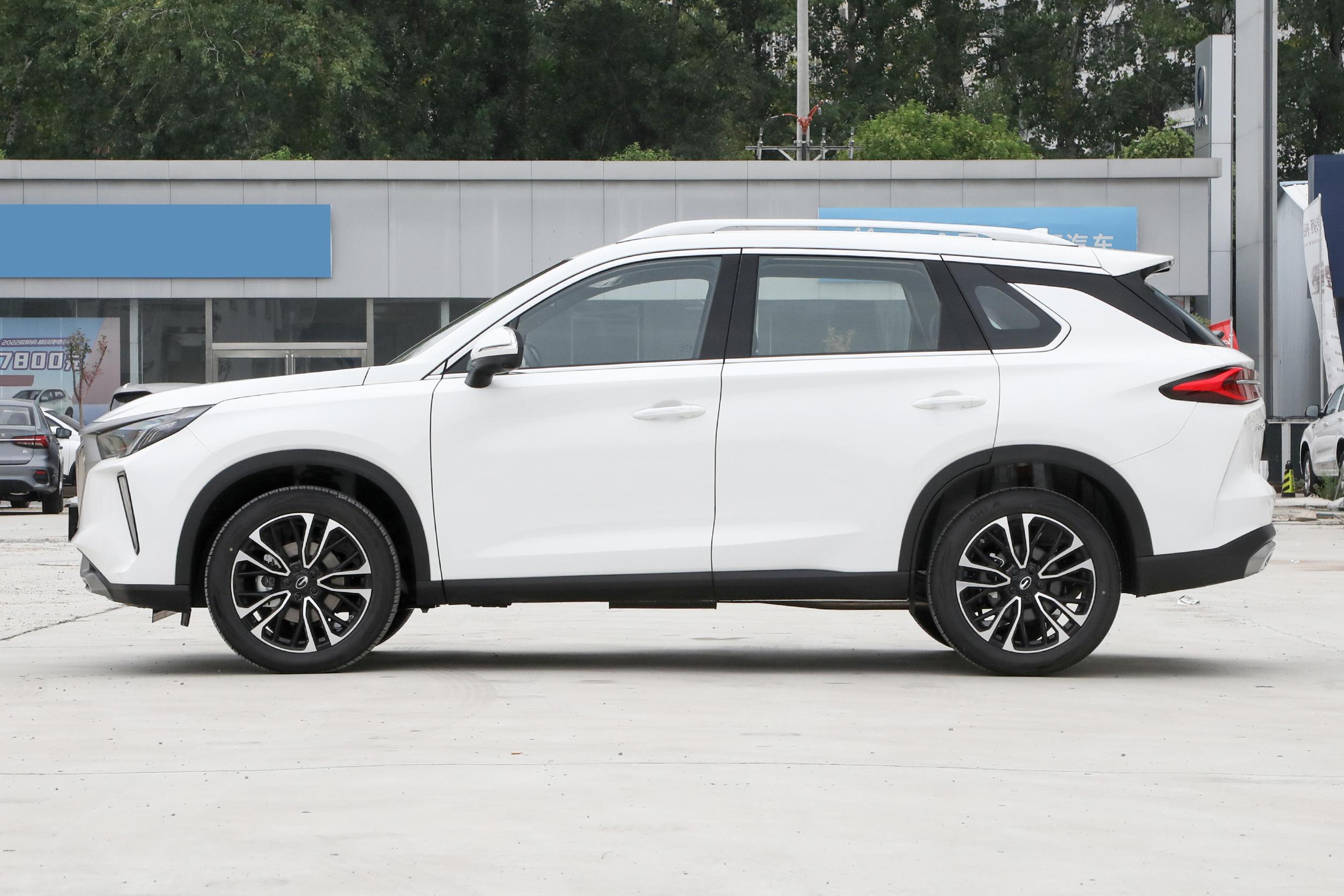 传祺GS4 PLUS 2022款 270T 自动星河版图片_广汽传祺_35/91张图片_汽车外观图库_懂车帝