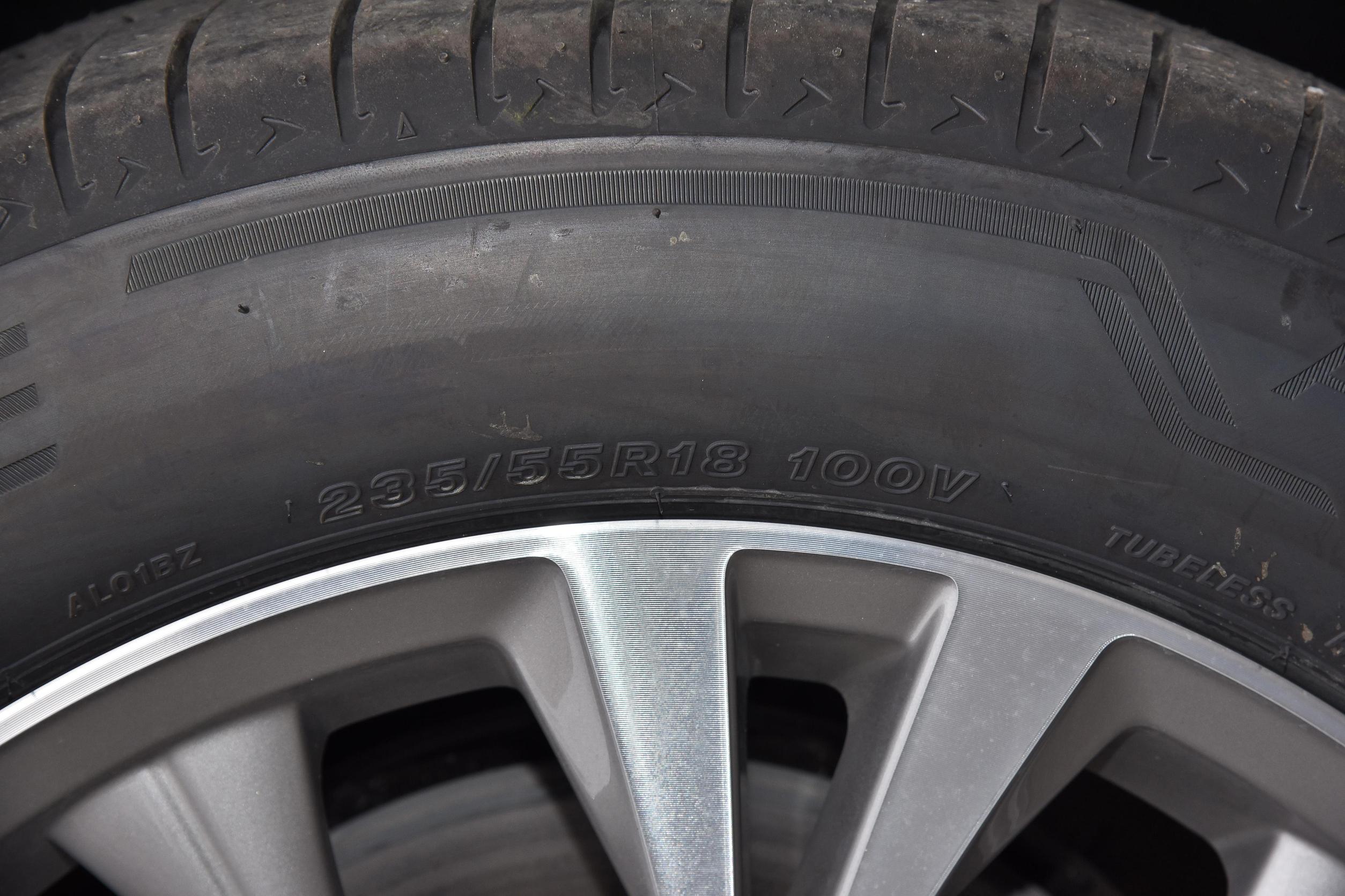 昂科威 2023款 昂科威Plus 652T 五座豪华型图片_别克_1/45张图片_汽车外观图库_懂车帝