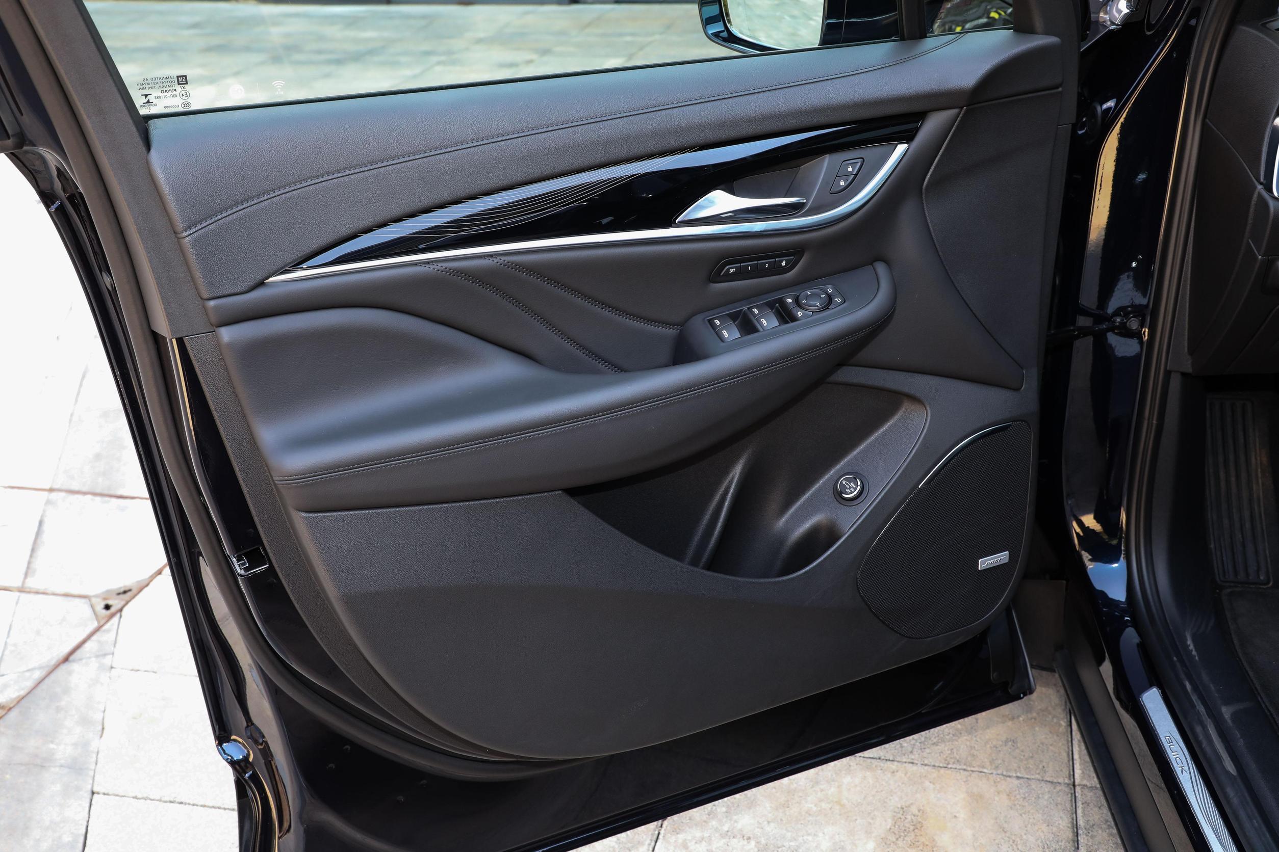 昂科旗 2022款 652T 四驱尊享旗舰型 六座图片_别克_17/79张图片_汽车空间图库_懂车帝