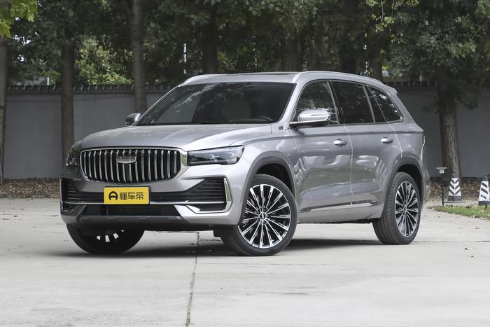 星越L2025款 2.0TD 高功自动四驱东方曜望月版_星越L_懂车帝