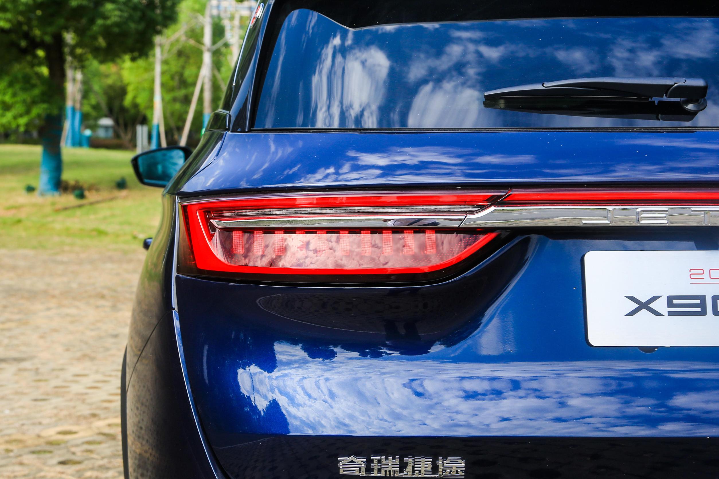 捷途X90 2023款 子龙 2.0T DCT武神版 5座图片_捷途_3/36张图片_汽车外观图库_懂车帝