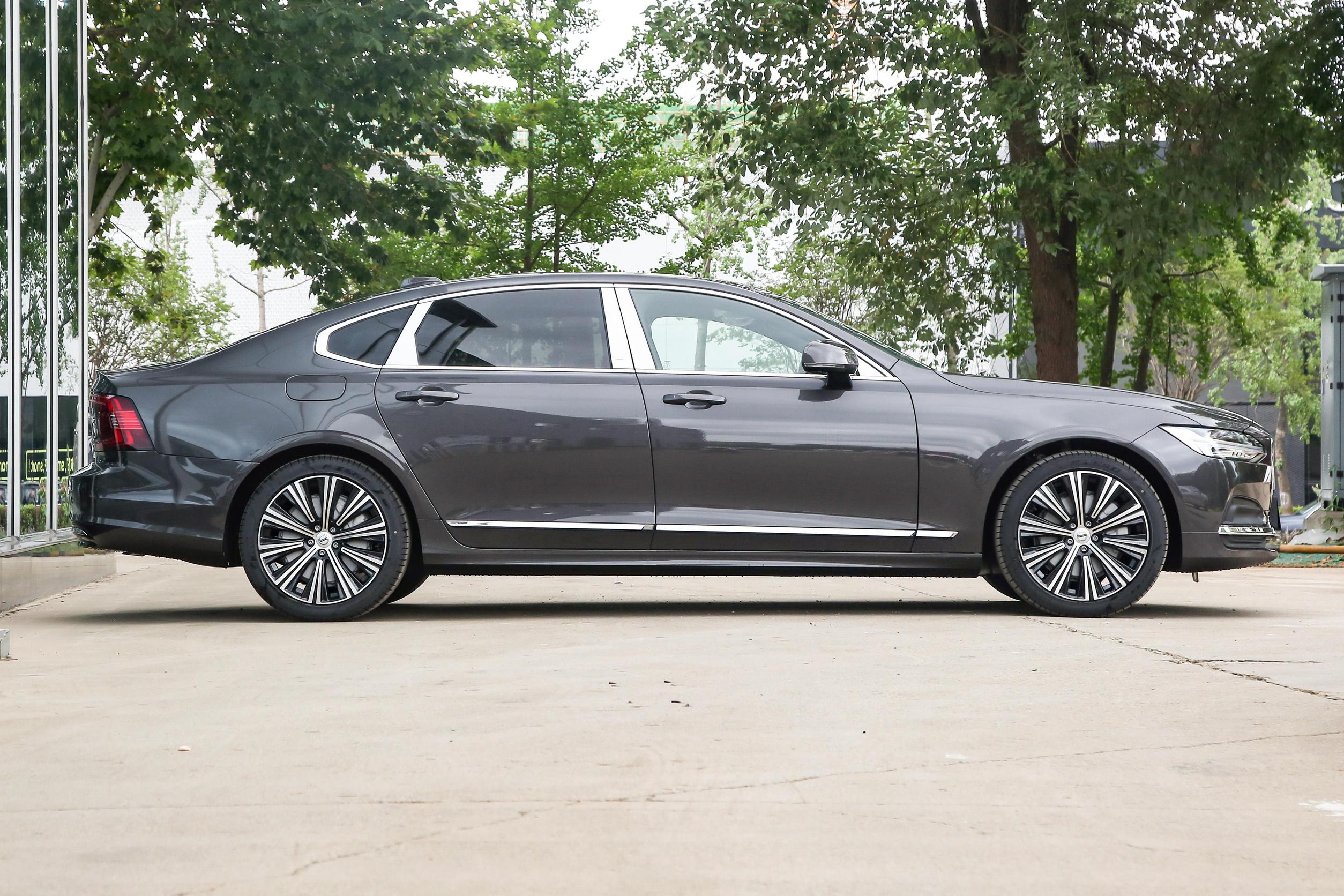 沃尔沃S90 2024款 B5 智远豪华版图片_沃尔沃_1/50张图片_汽车外观图库_懂车帝