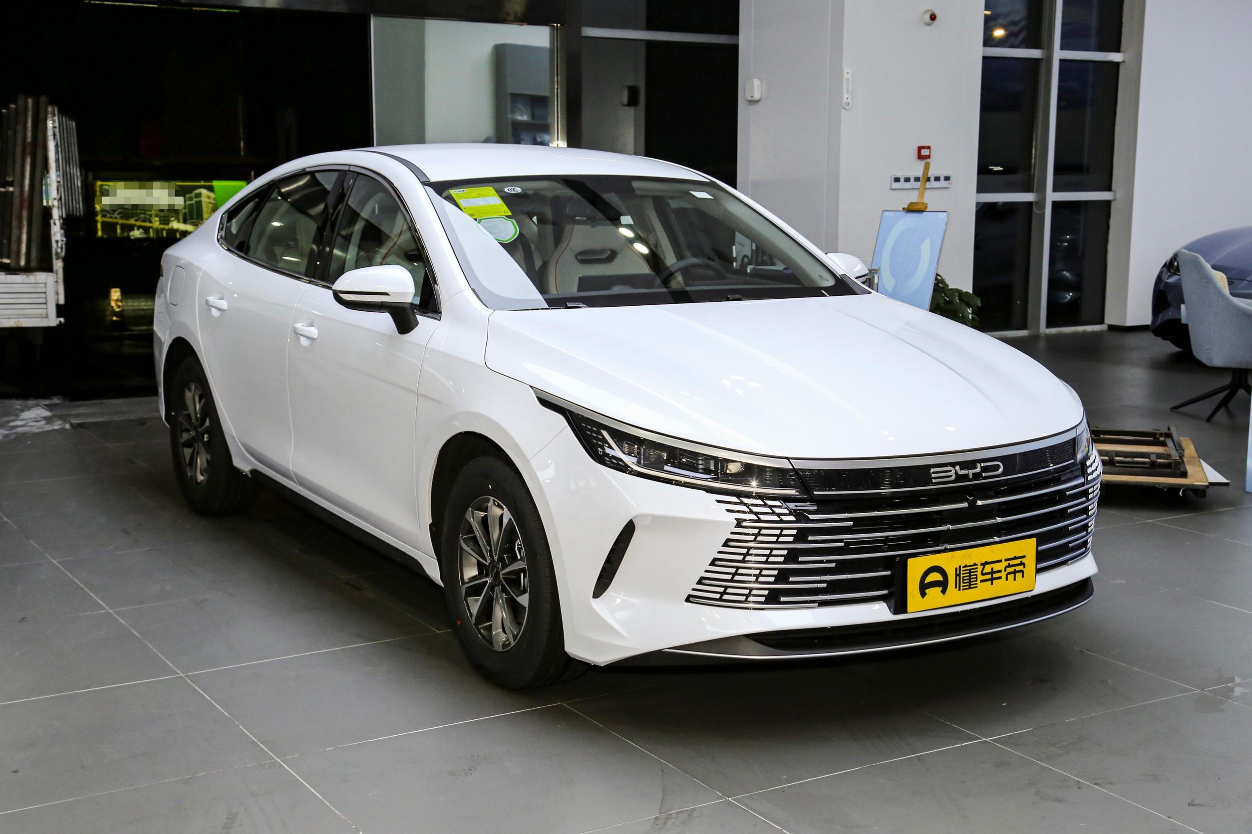 驱逐舰05 2023款 DM-i 冠军版 55KM 豪华型图片_比亚迪_21/53张图片_汽车外观图库_懂车帝