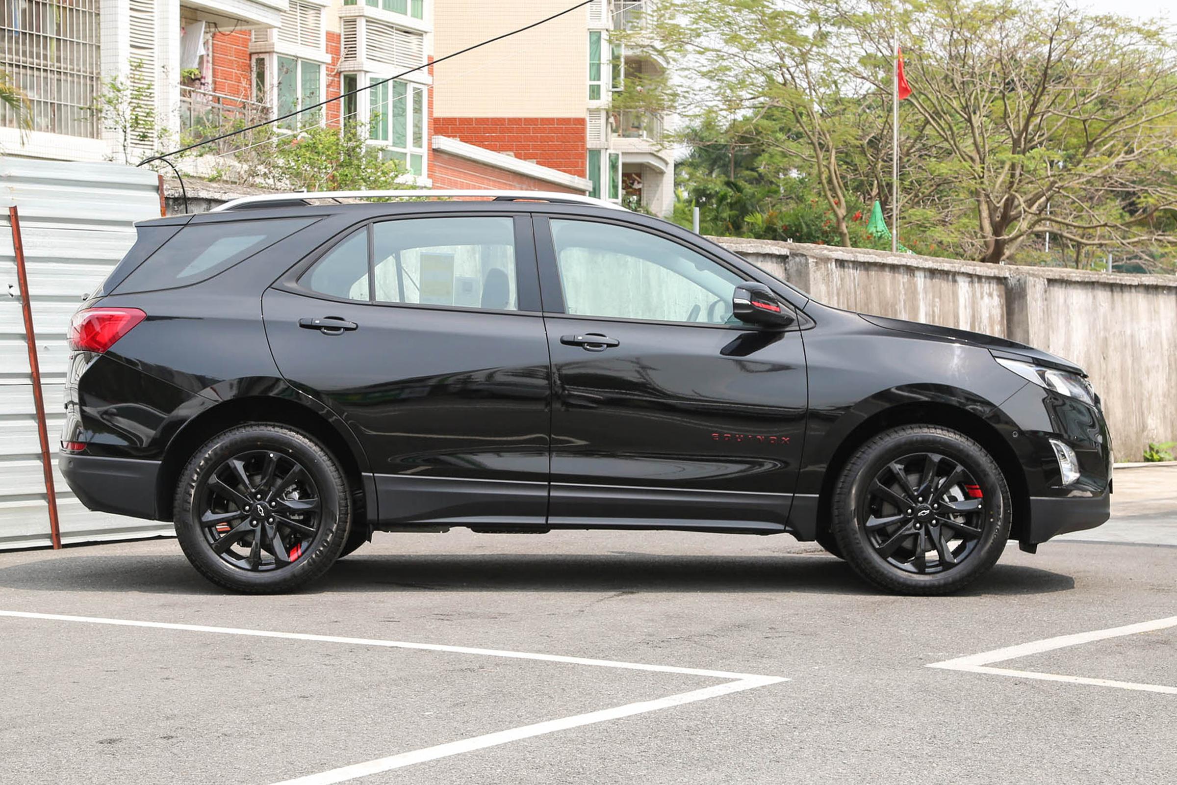 探界者 2019款 Redline 550T 自动四驱捍界版RS 国V图片_雪佛兰_1/41张图片_汽车外观图库_懂车帝